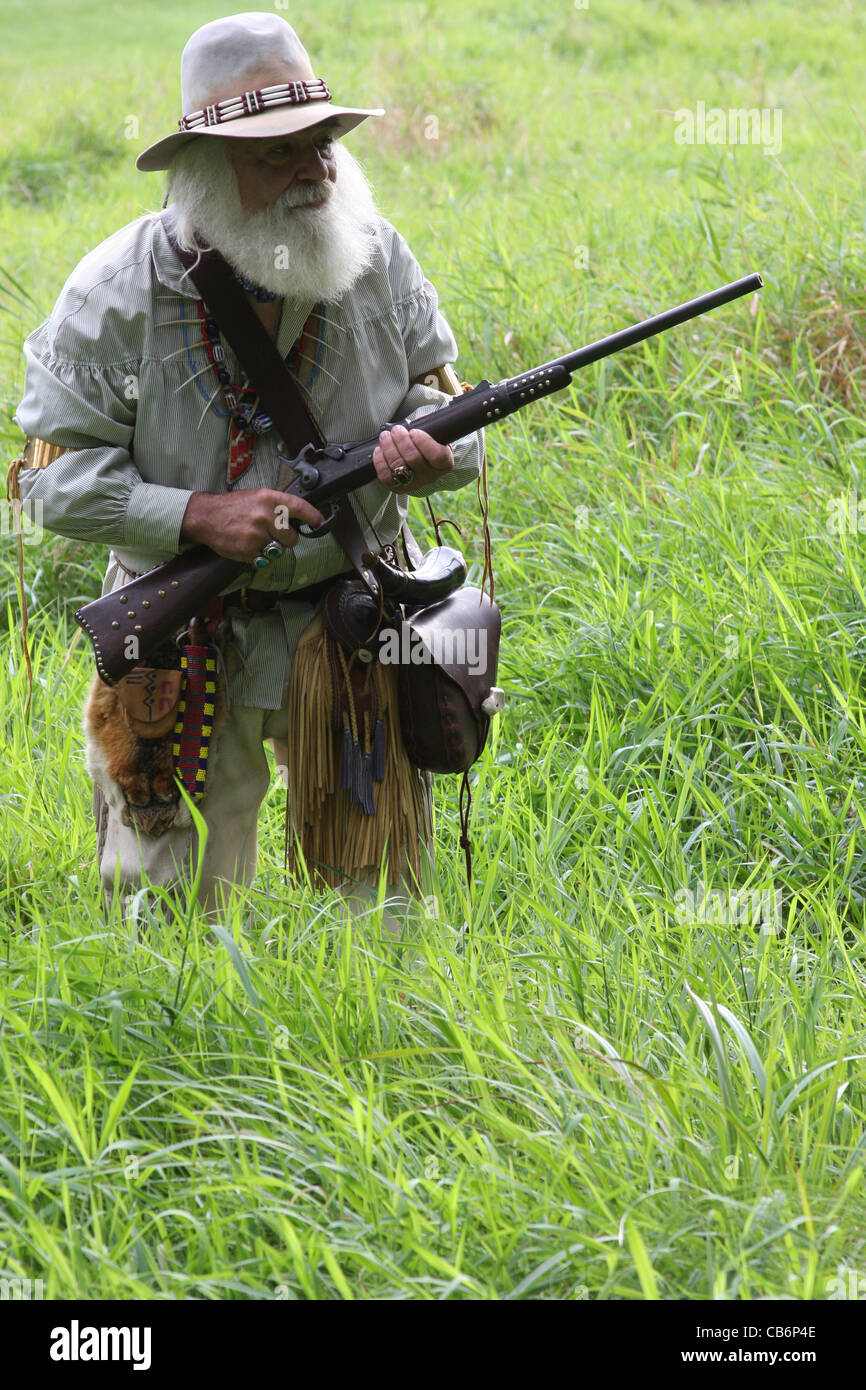Male hunter aiming rifle past hi-res stock photography and images - Alamy