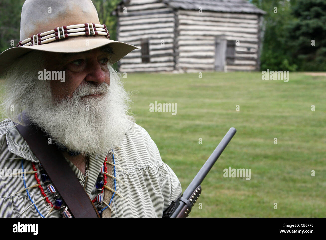 Log cabin usa settler hi-res stock photography and images - Alamy