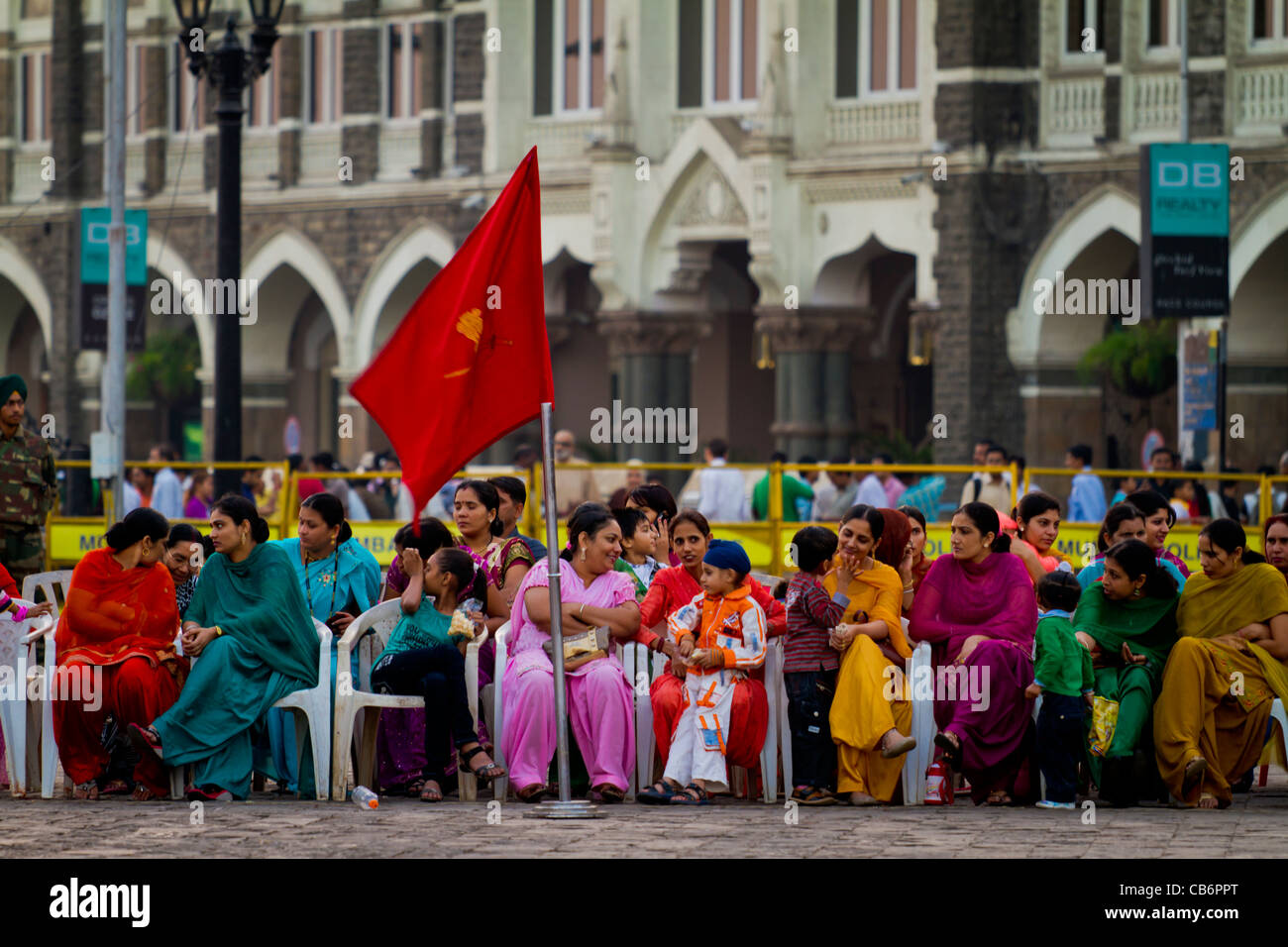 Mumbai flag hi-res stock photography and images - Alamy
