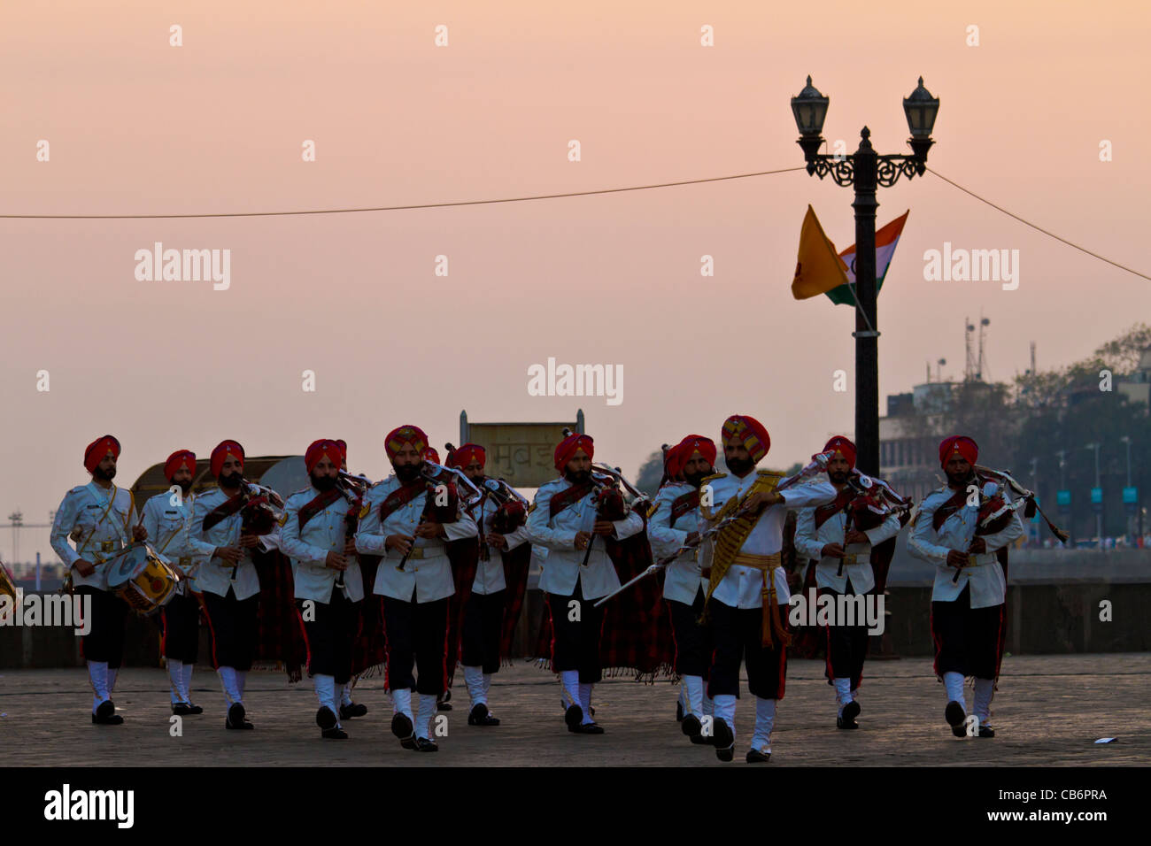 India military march hi-res stock photography and images - Alamy