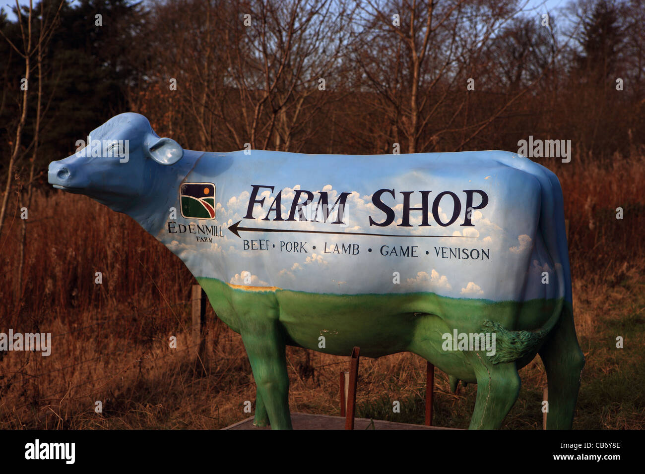 Farm shop sign at the side of the road A809 in Scotland Stock Photo - Alamy