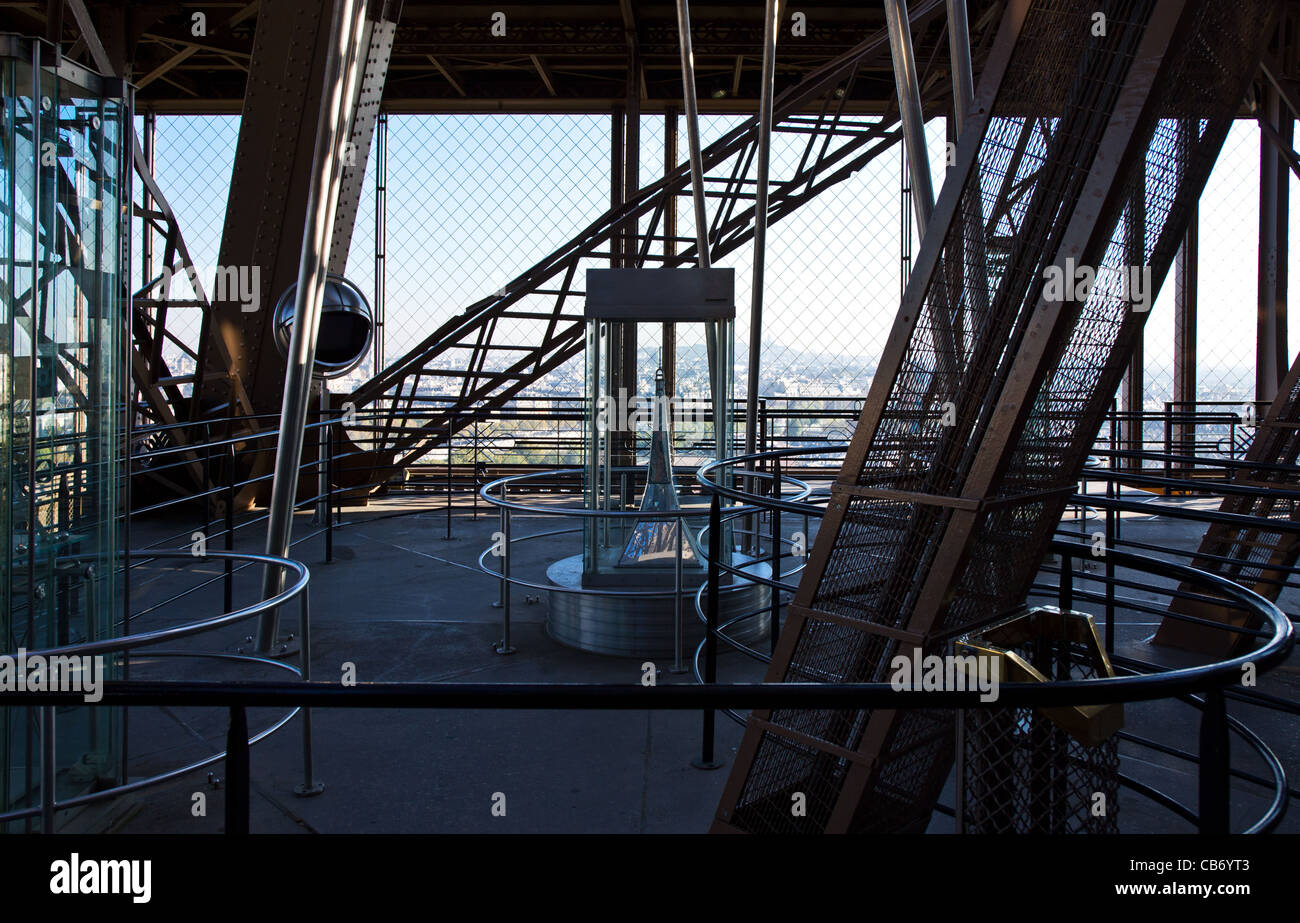 Inside eiffel tower hi-res stock photography and images - Alamy