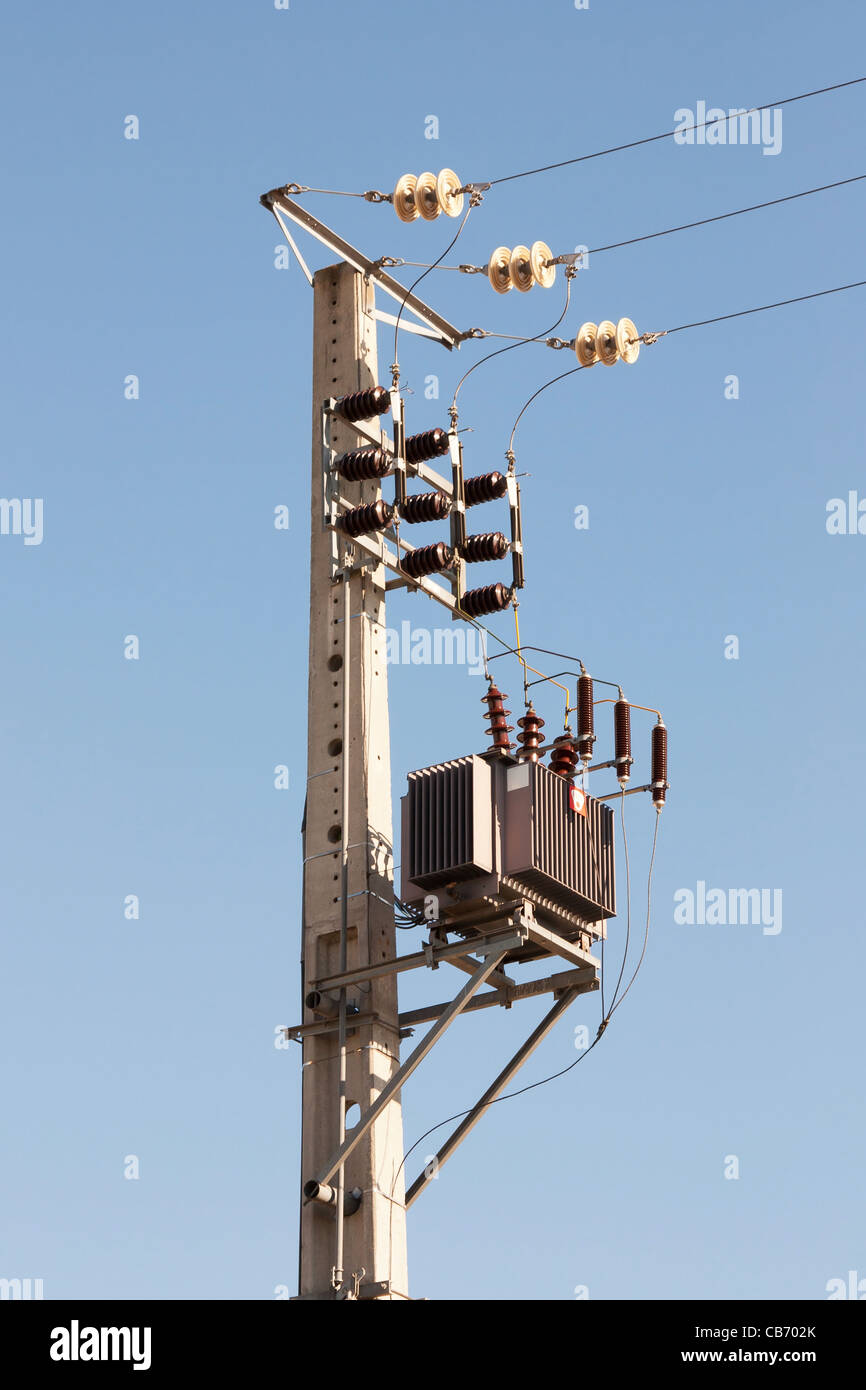 Utility pole transformer hi-res stock photography and images - Alamy