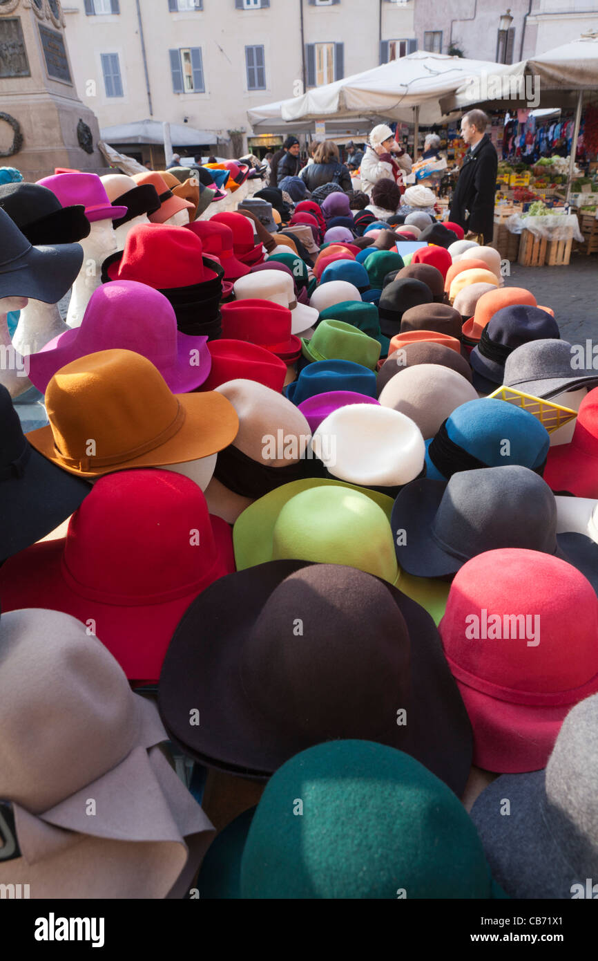 women's hats on market stall Stock Photo - Alamy