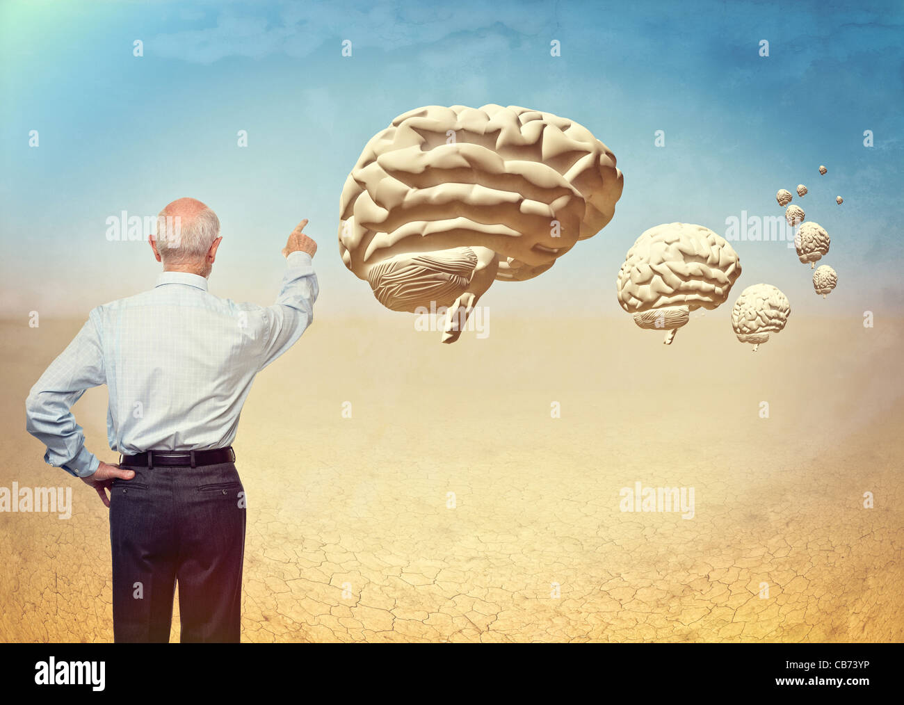 standing senior look 3d brain Stock Photo - Alamy