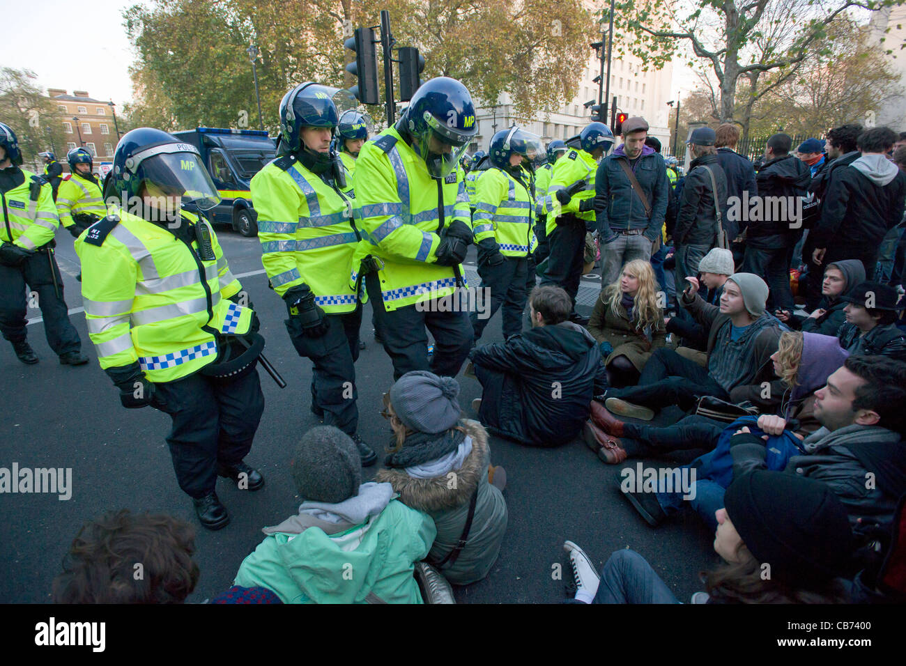 Uk british riot police uniform hi-res stock photography and images - Alamy