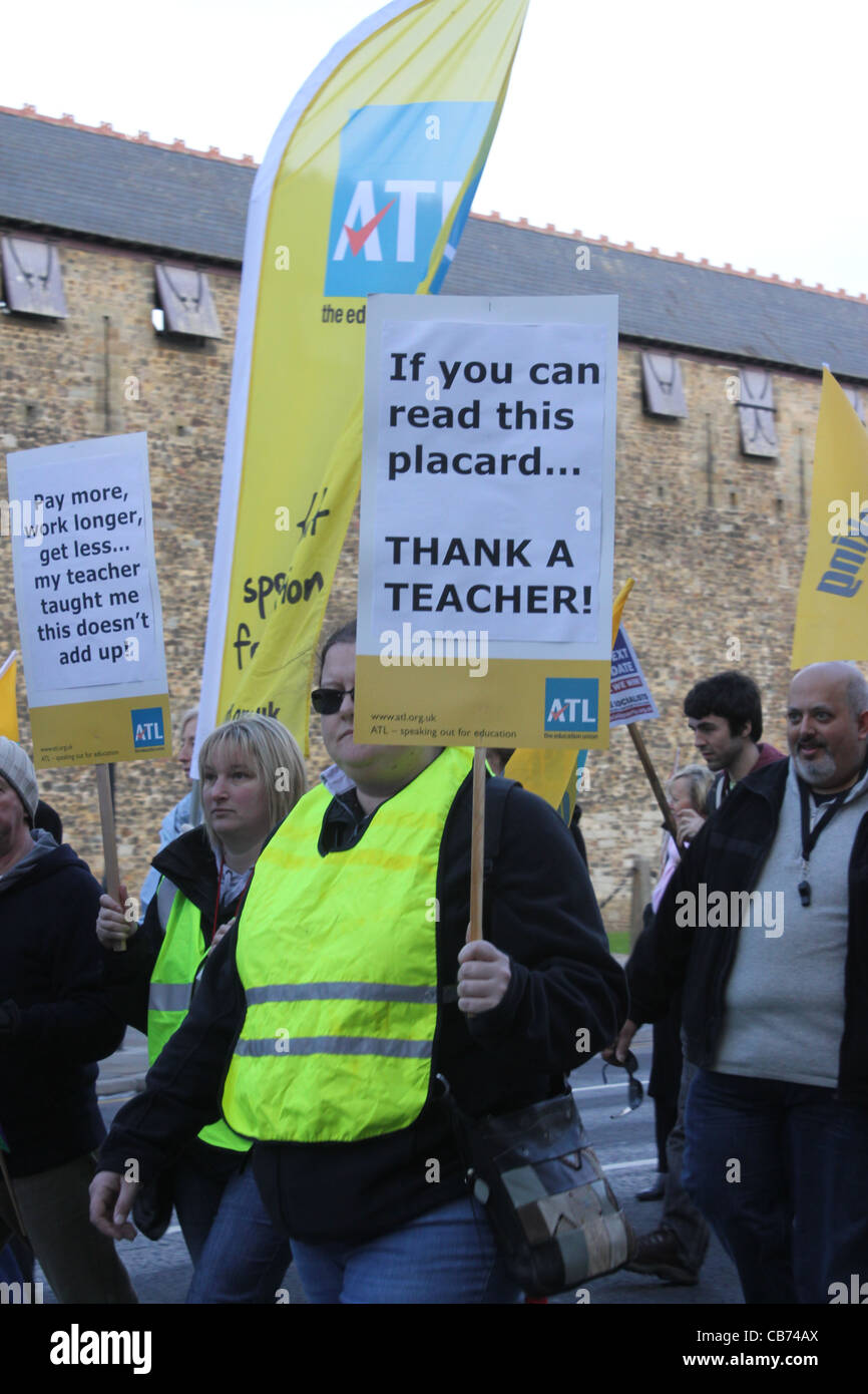 Trade union slogan hi-res stock photography and images - Alamy
