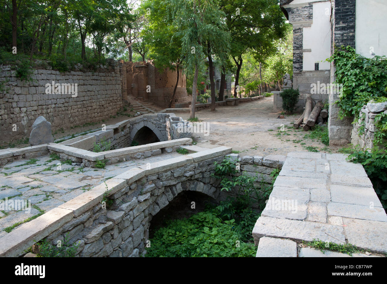 Typical stone bridges in the ancient village of Zhujiayu, Zhangqiu ...