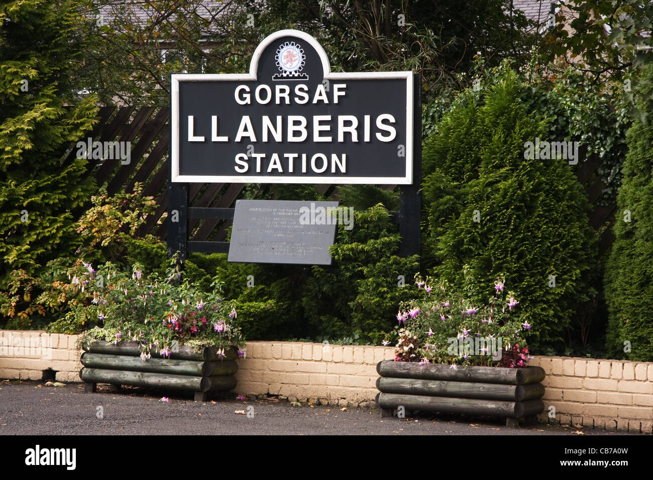 Snowdon mountain railway sign hi-res stock photography and images - Alamy