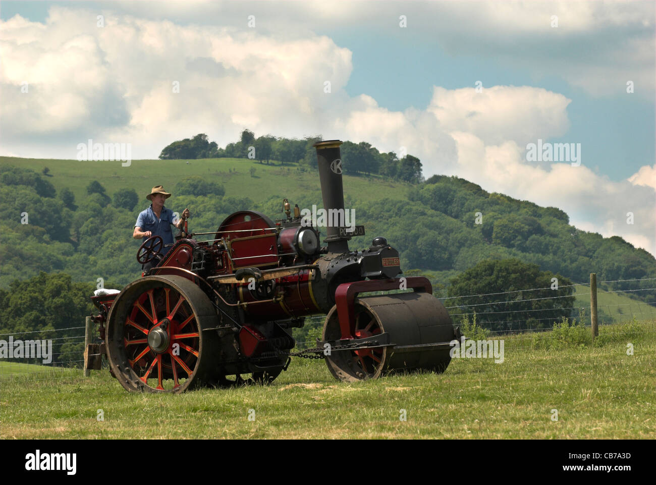 A Fowler 10 ton DNA Type Roller - built in 1929 and pictured here at ...