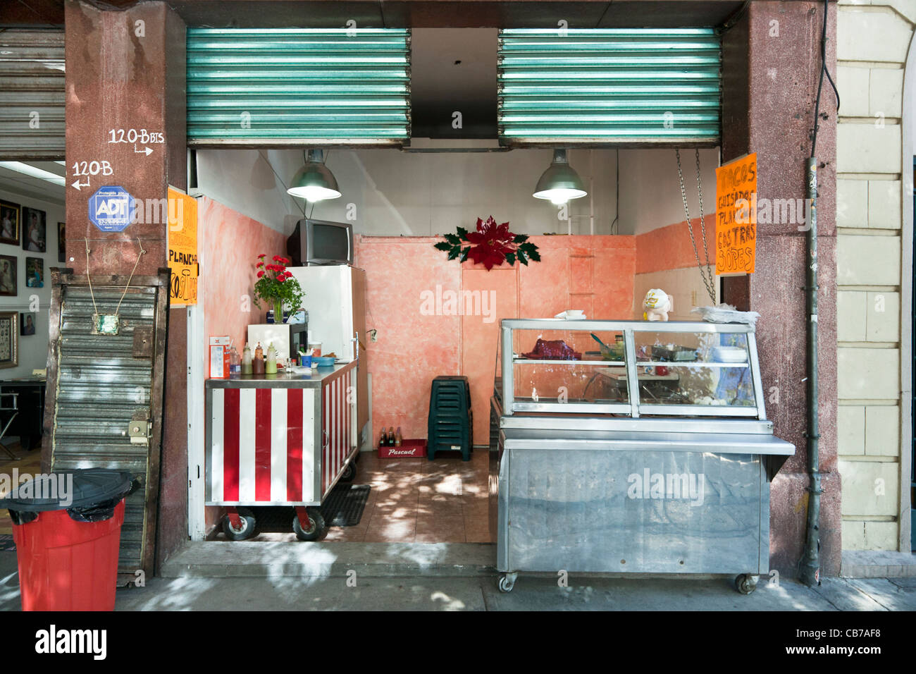 Taco Shop Stock Photos & Taco Shop Stock Images - Alamy