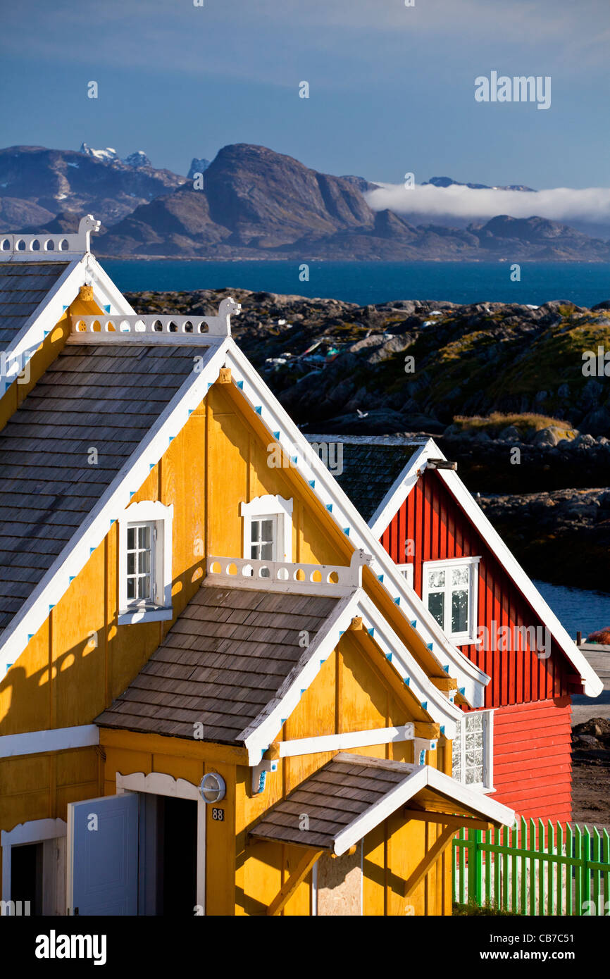 Inuit houses greenland hi-res stock photography and images - Alamy