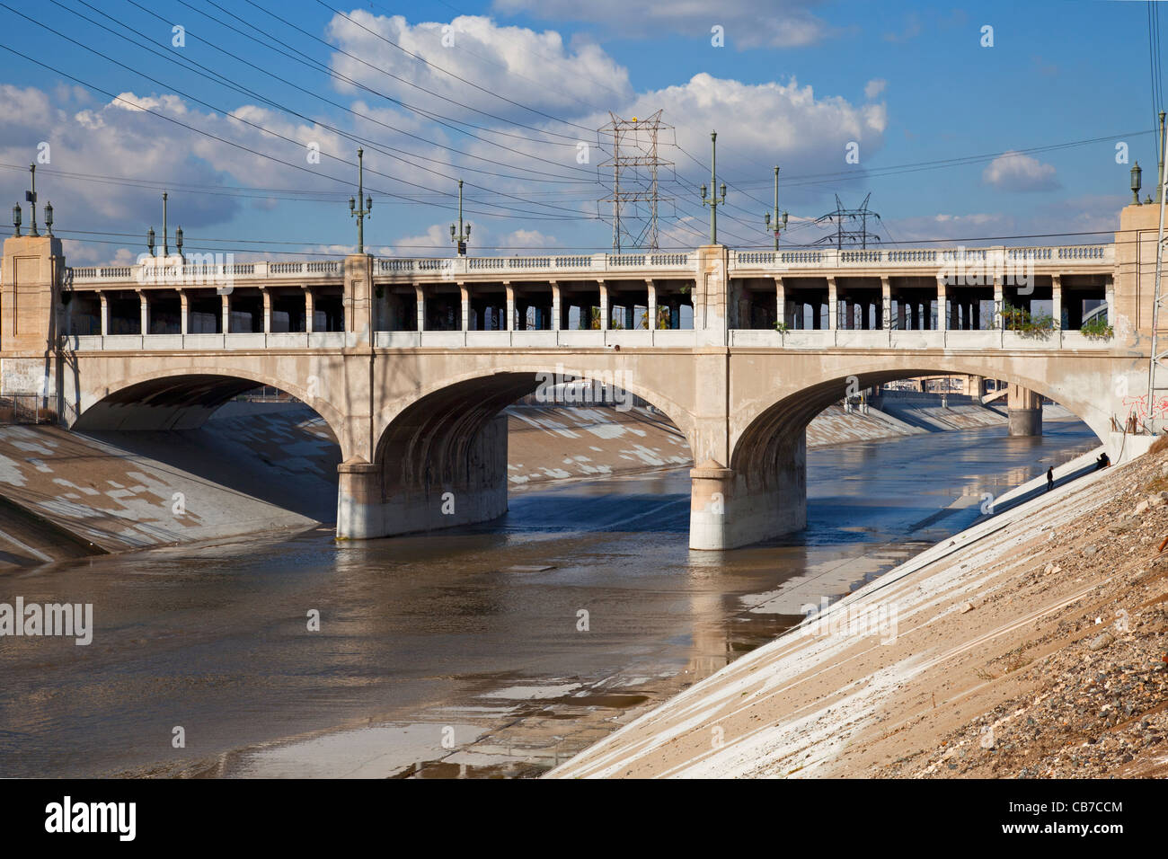 7th Street Bridge over the Los Angeles River, Downtown Los Angeles ...