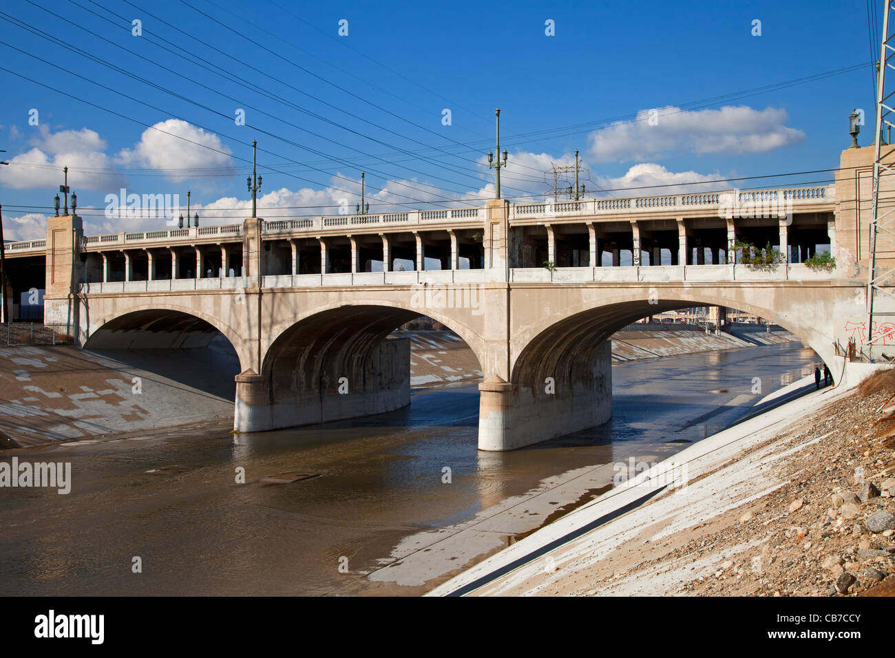 7th Street Bridge over the Los Angeles River, Downtown Los Angeles ...