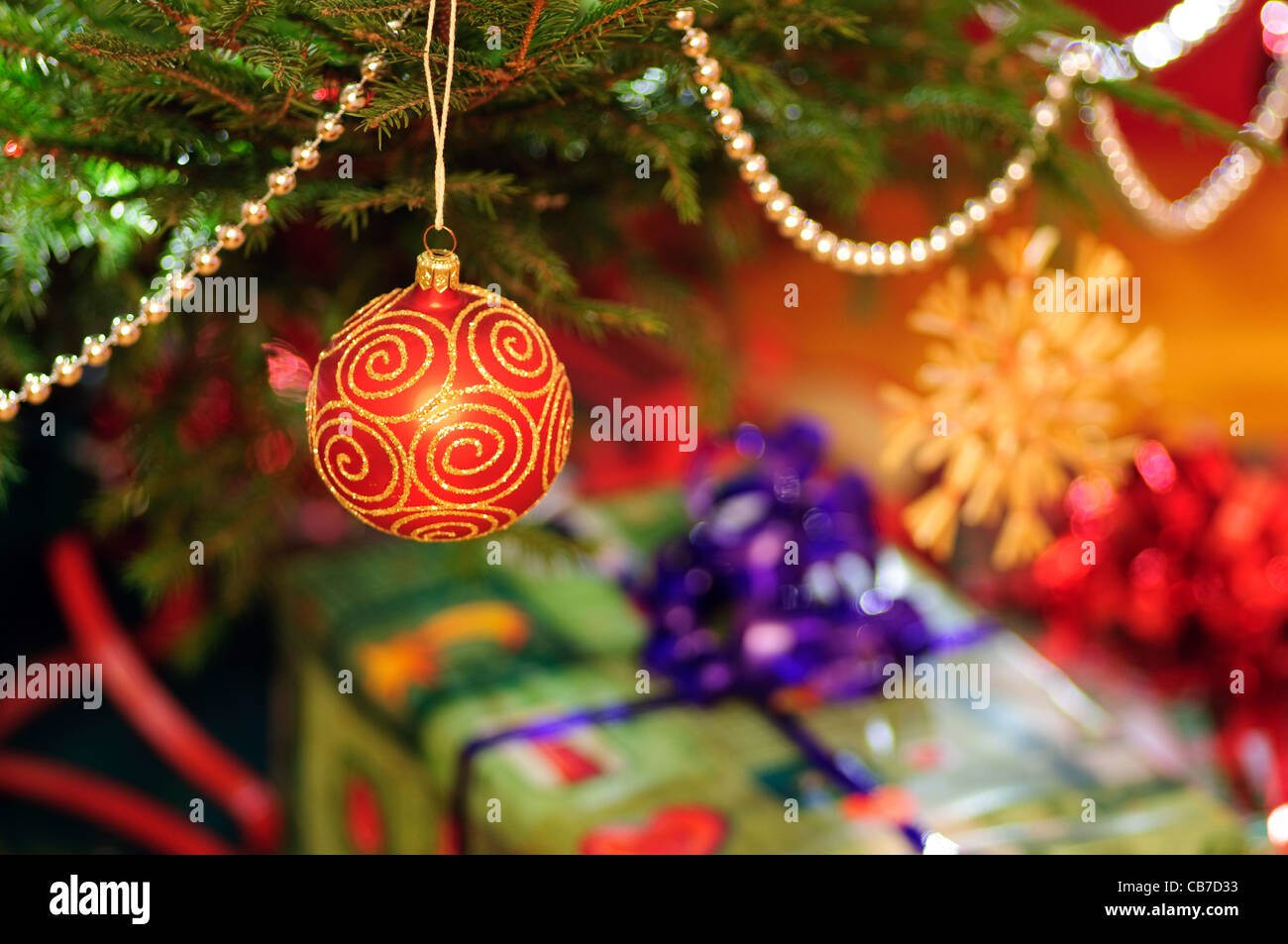 Close up of christmas tree with gifts Stock Photo - Alamy