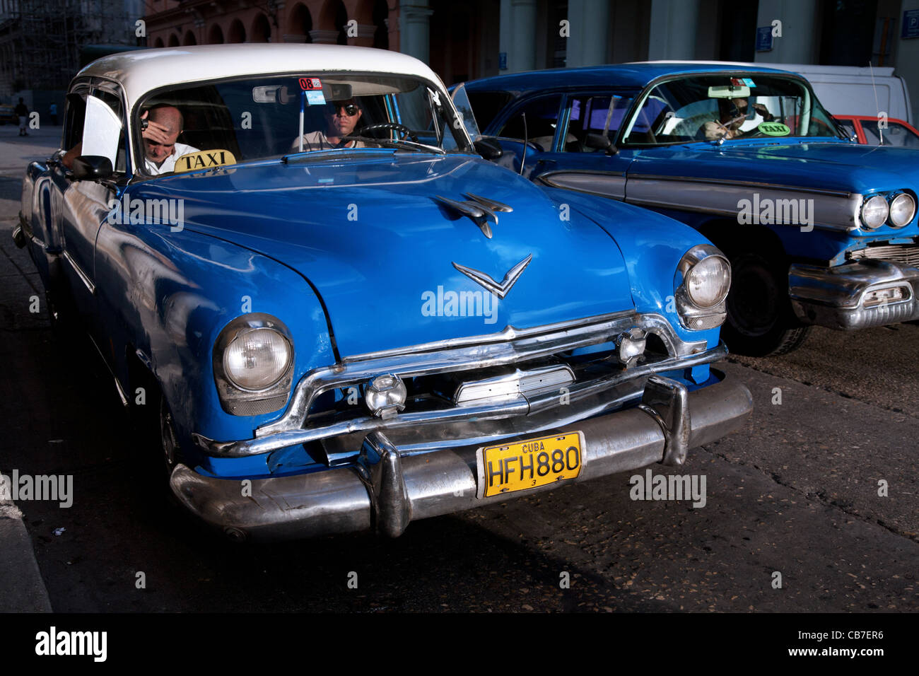 Car cuba havana taxi hi-res stock photography and images - Alamy