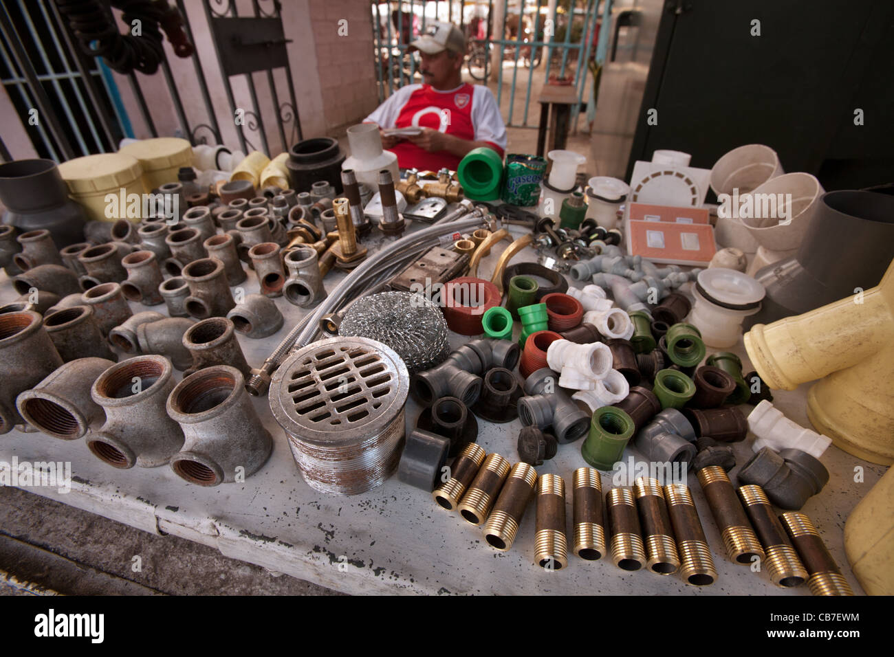 Plumbing hardware tools hi-res stock photography and images - Alamy
