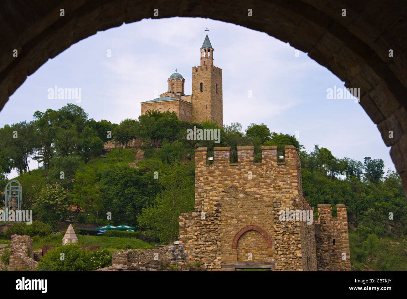 The medieval stronghold of Tsarevets, Veliko Tarnovo, Bulgaria Stock ...