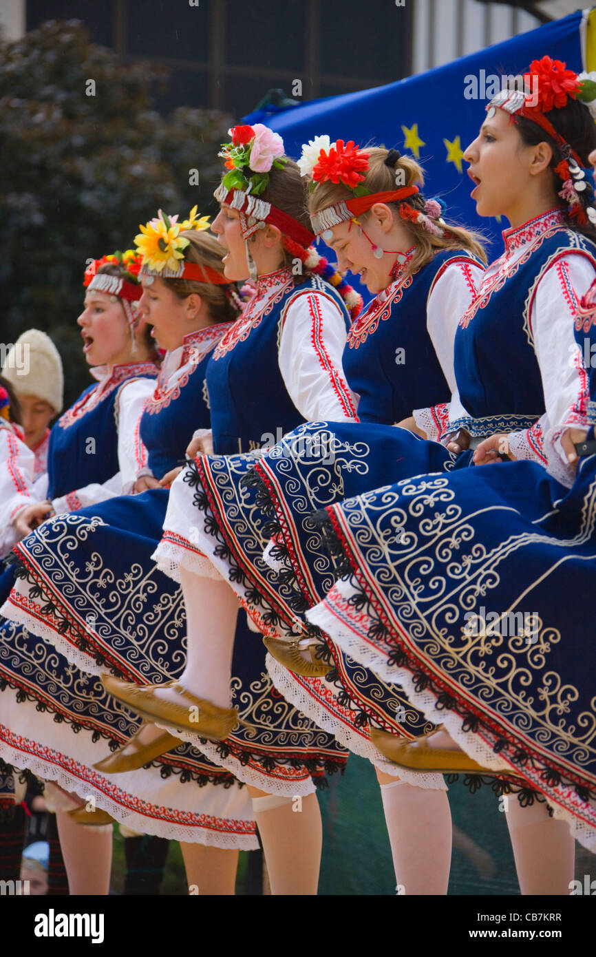 Traditional dancing performance, Sofia, Bulgaria Stock Photo - Alamy
