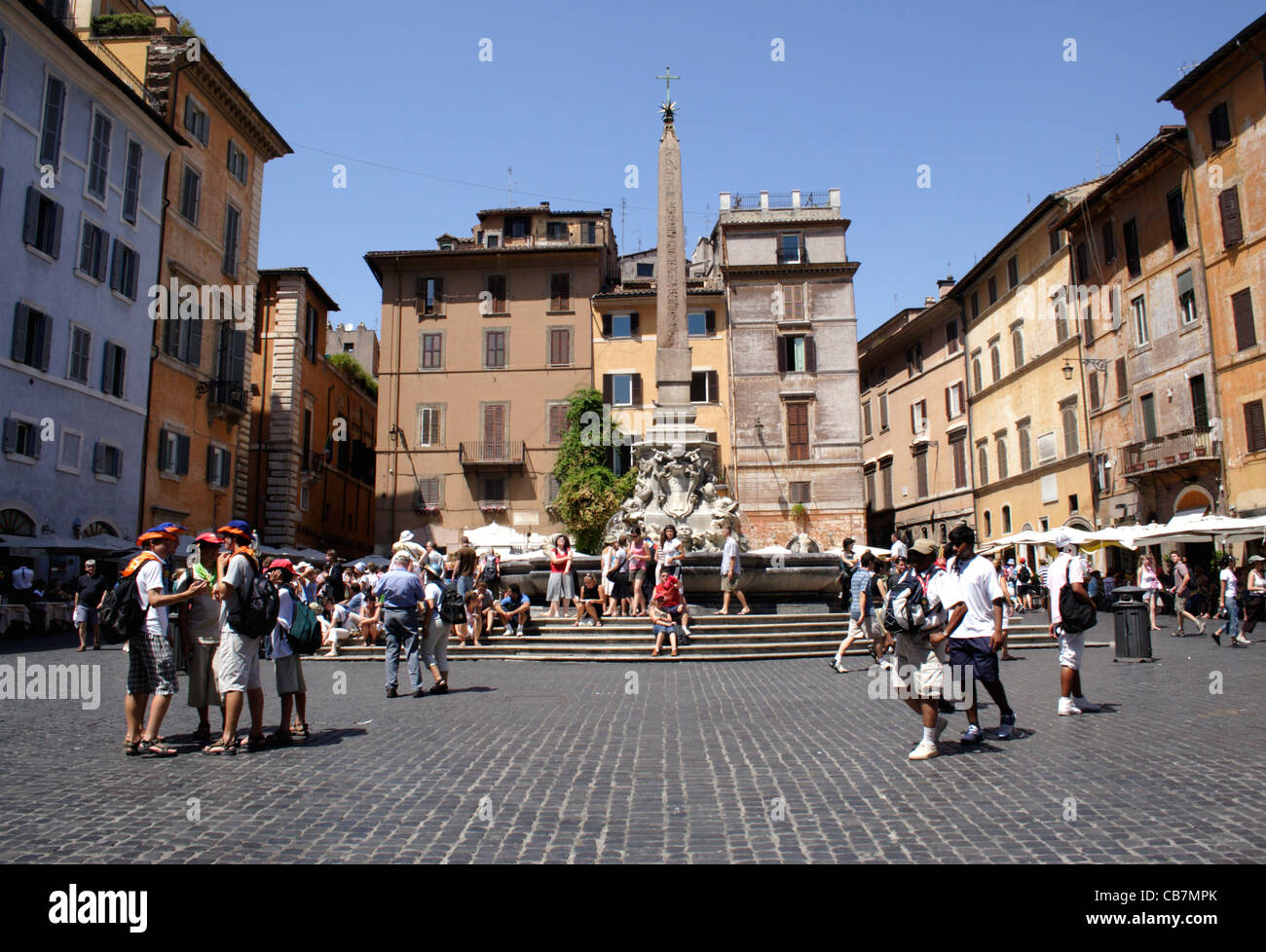 Piazza della Rotonda and obelisk Rome Stock Photo - Alamy