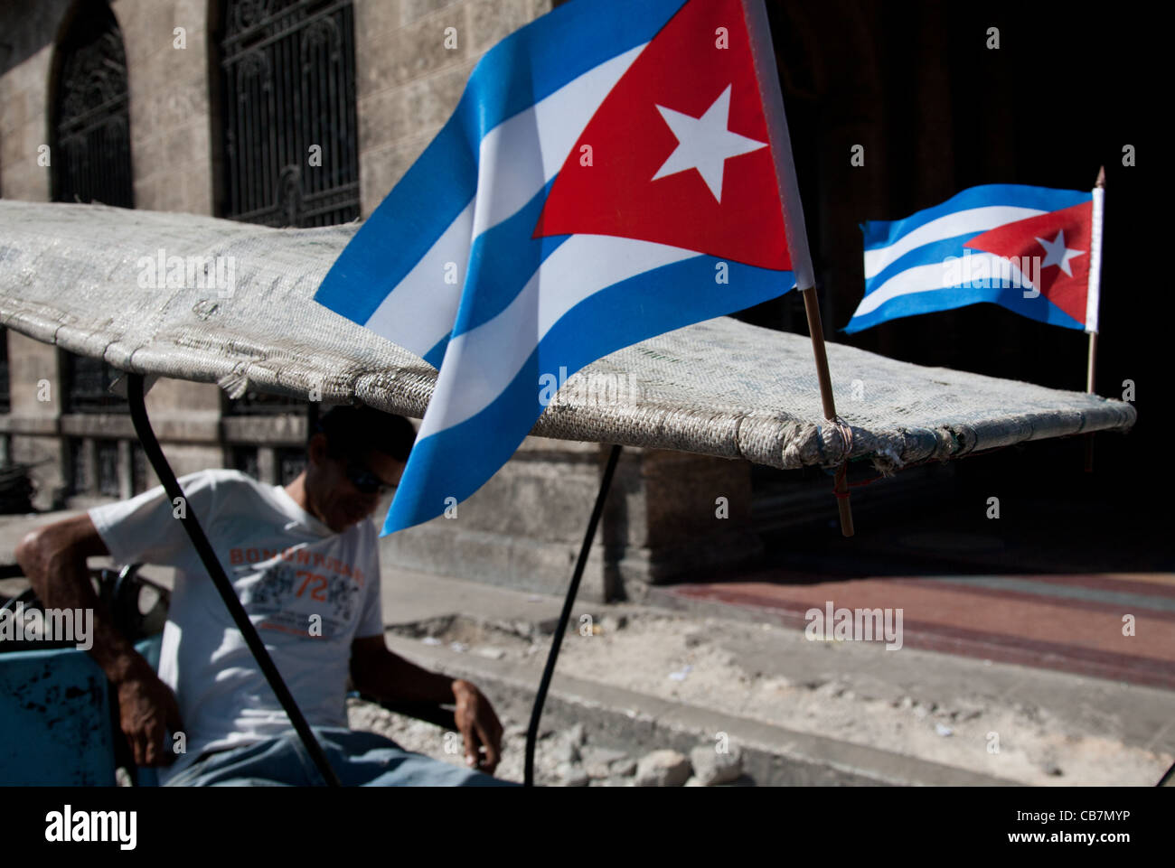 Cuban street life hi-res stock photography and images - Alamy