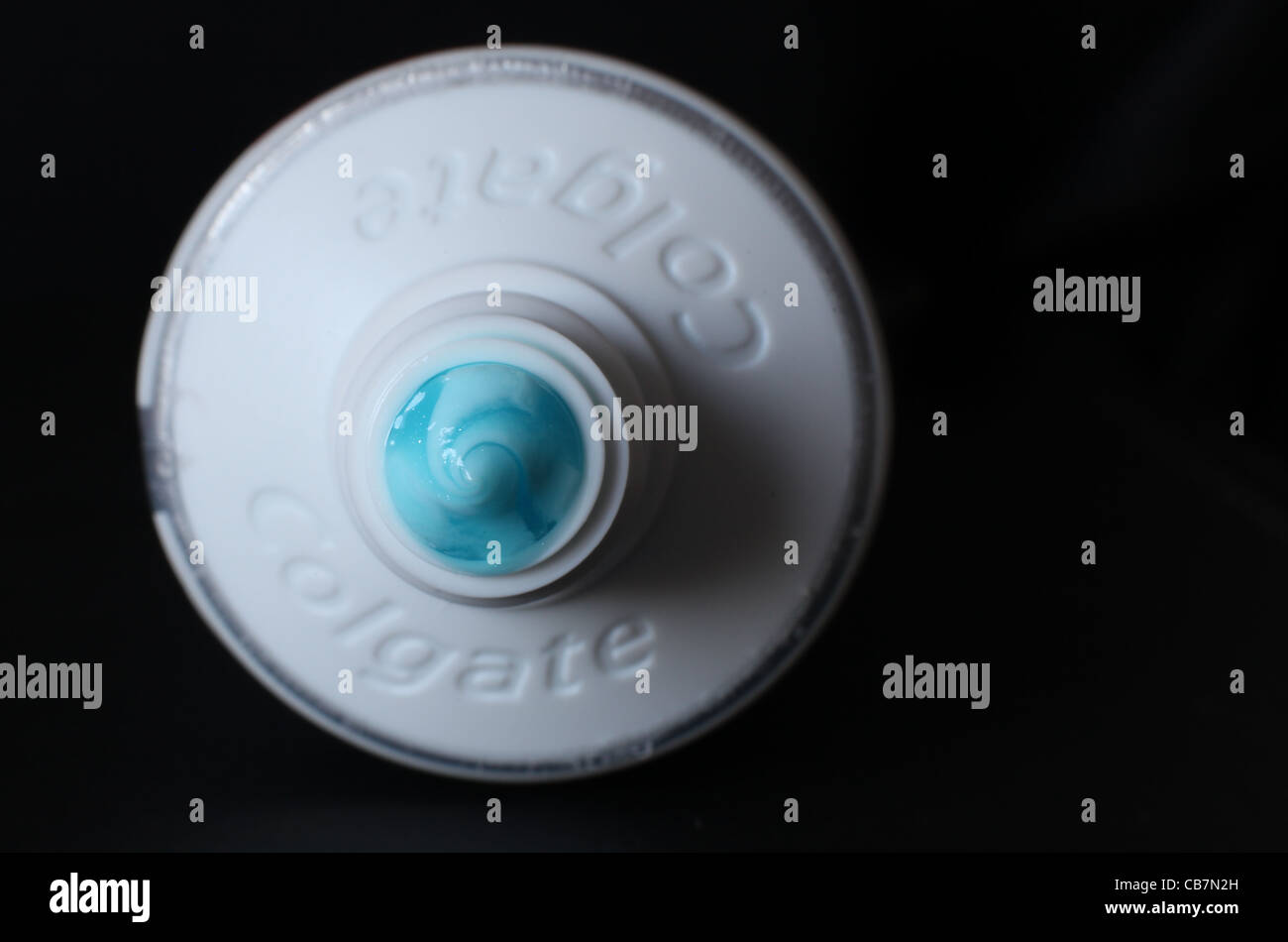 Colgate toothpaste hi-res stock photography and images - Alamy