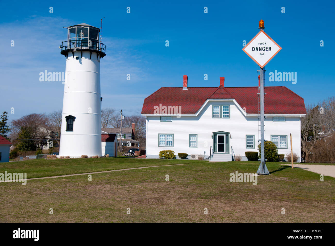 Chatham lighthouse and coast guard house, Cape Cod Stock Photo - Alamy