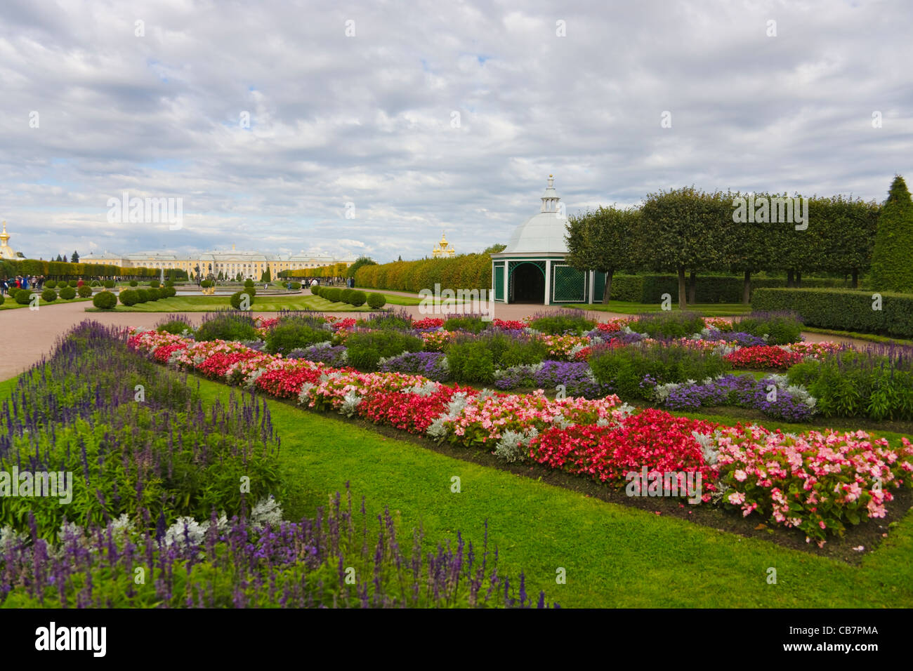 Peterhof palace and garden hi-res stock photography and images - Alamy