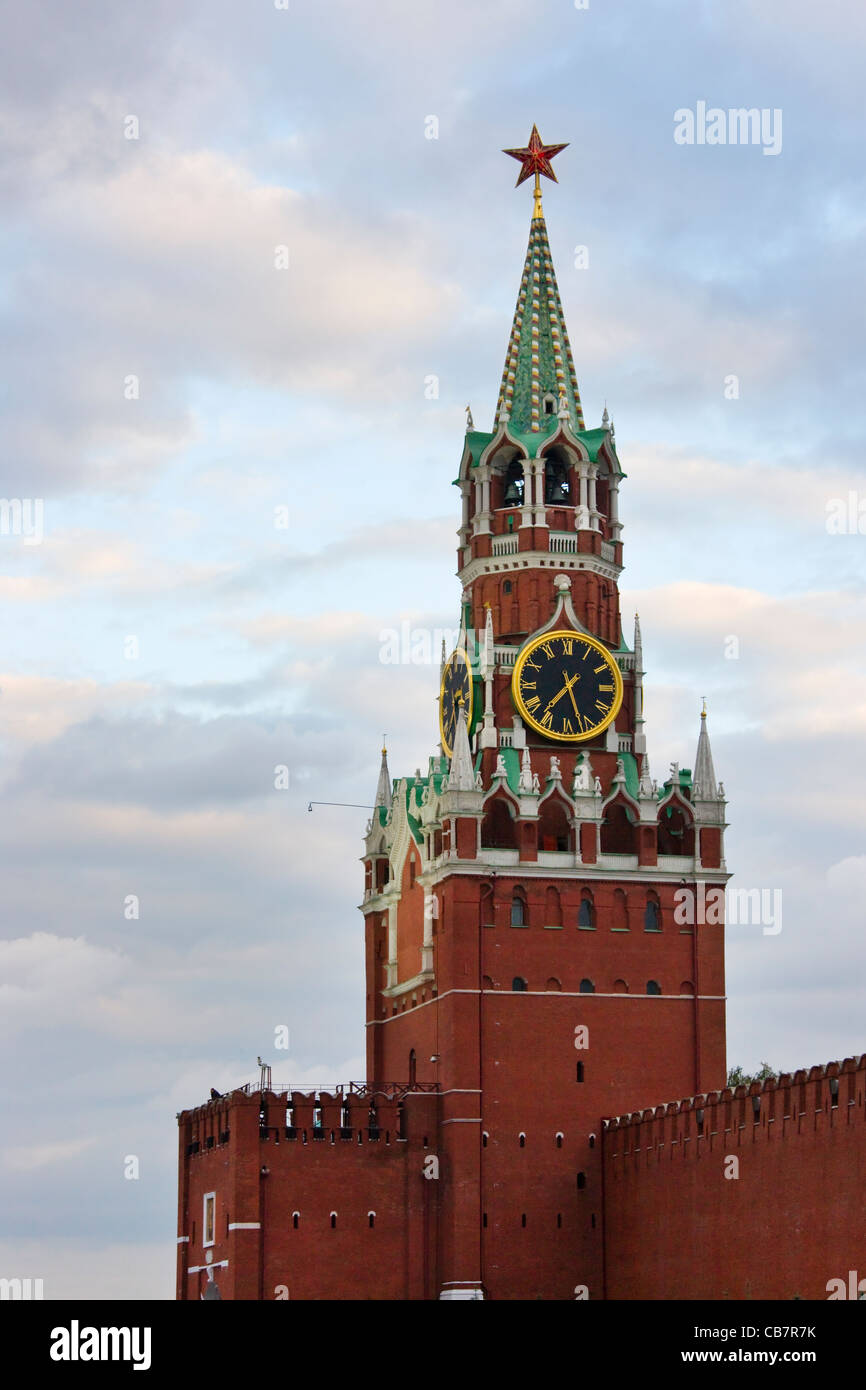 Spasskaya Tower in Red Square, Moscow, Russia Stock Photo - Alamy