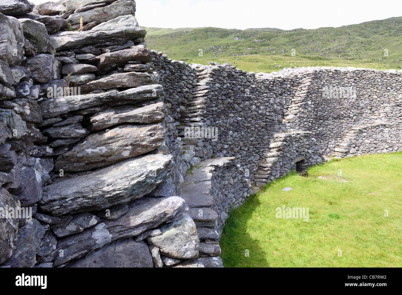 Stone fort ruins hi-res stock photography and images - Alamy