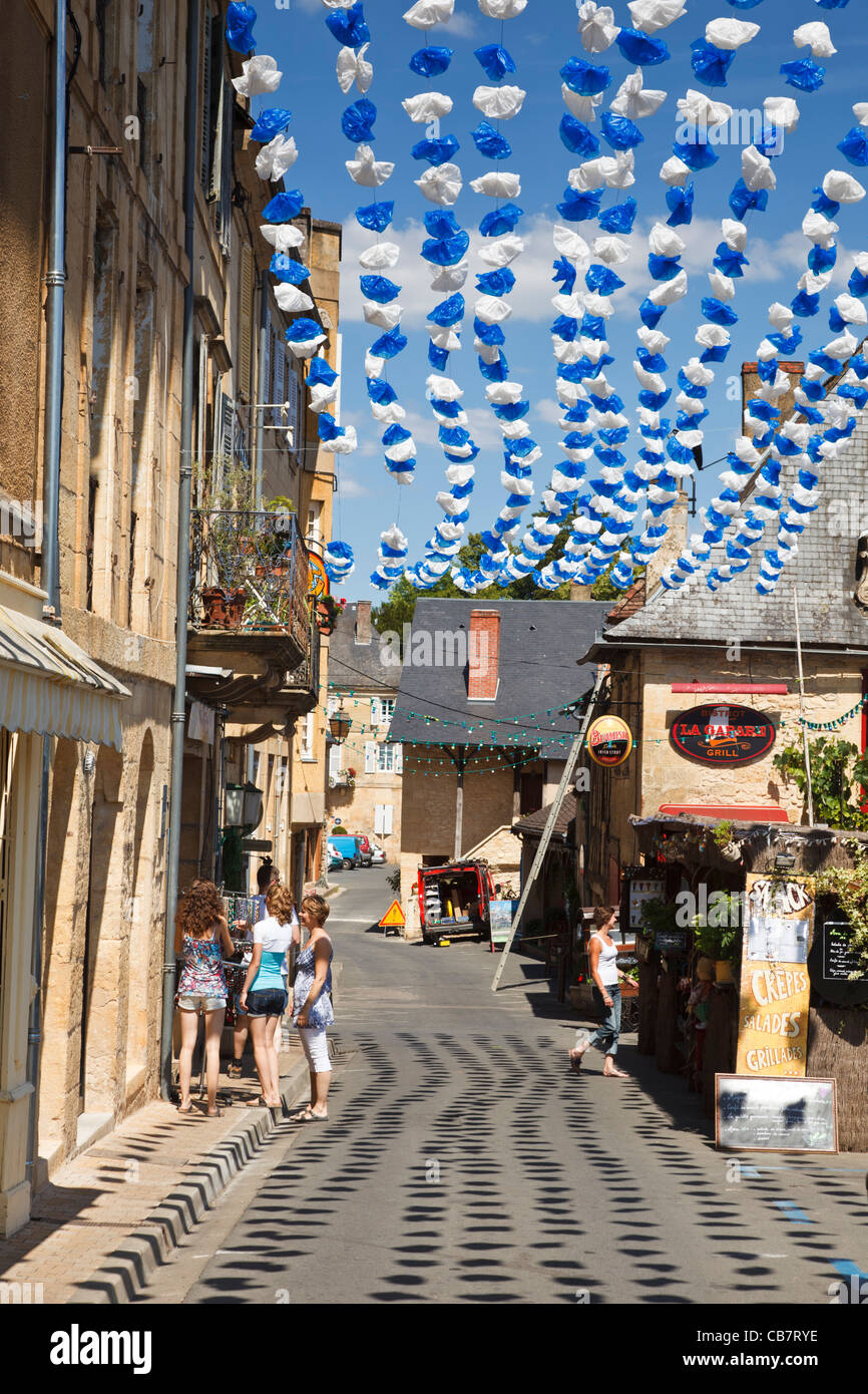 Montignac dordogne hi-res stock photography and images - Alamy
