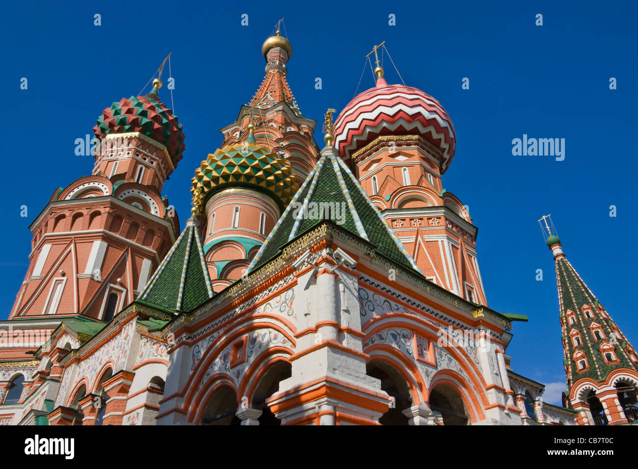 Domes st basil's cathedral hi-res stock photography and images - Alamy