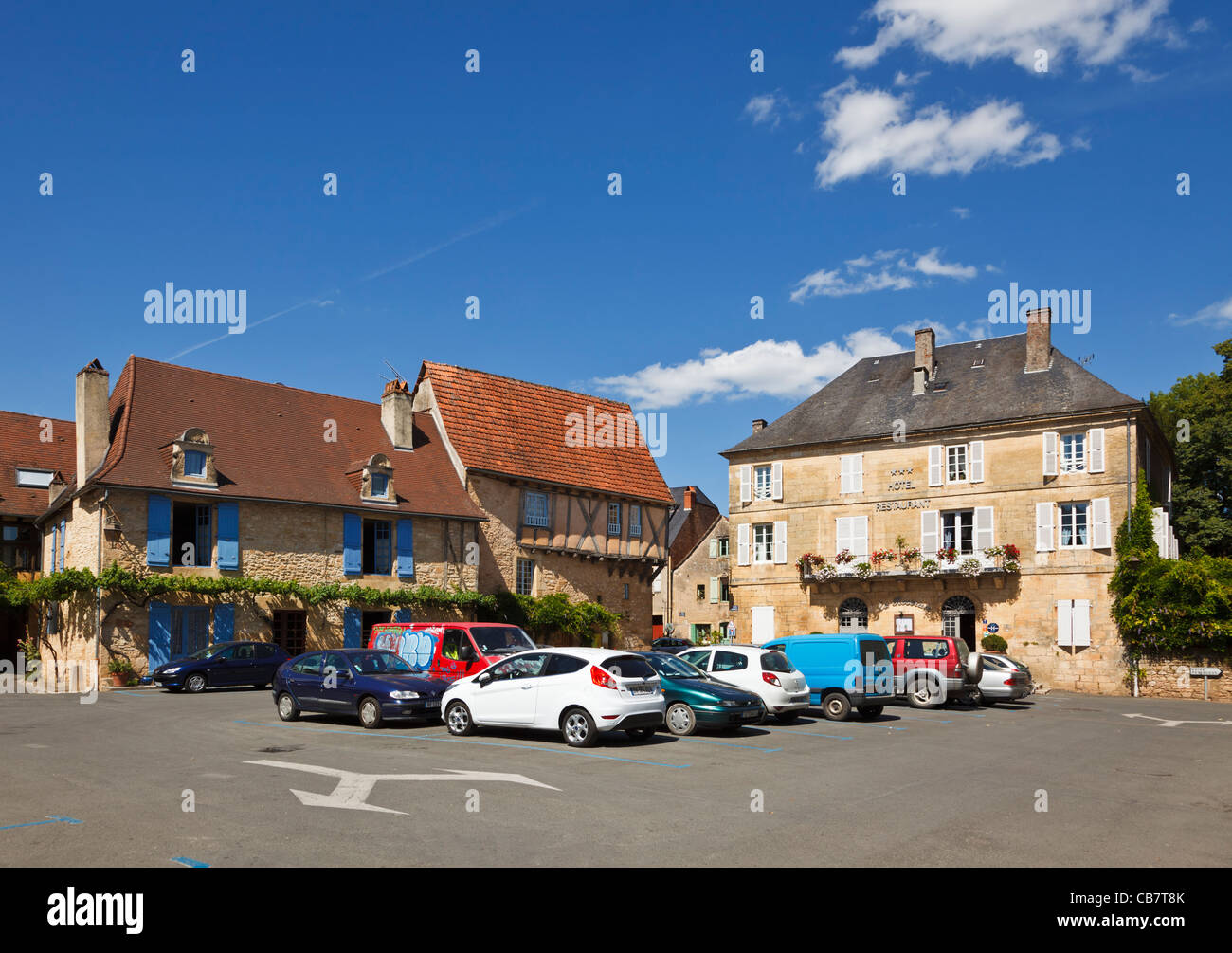 Montignac dordogne hi-res stock photography and images - Alamy