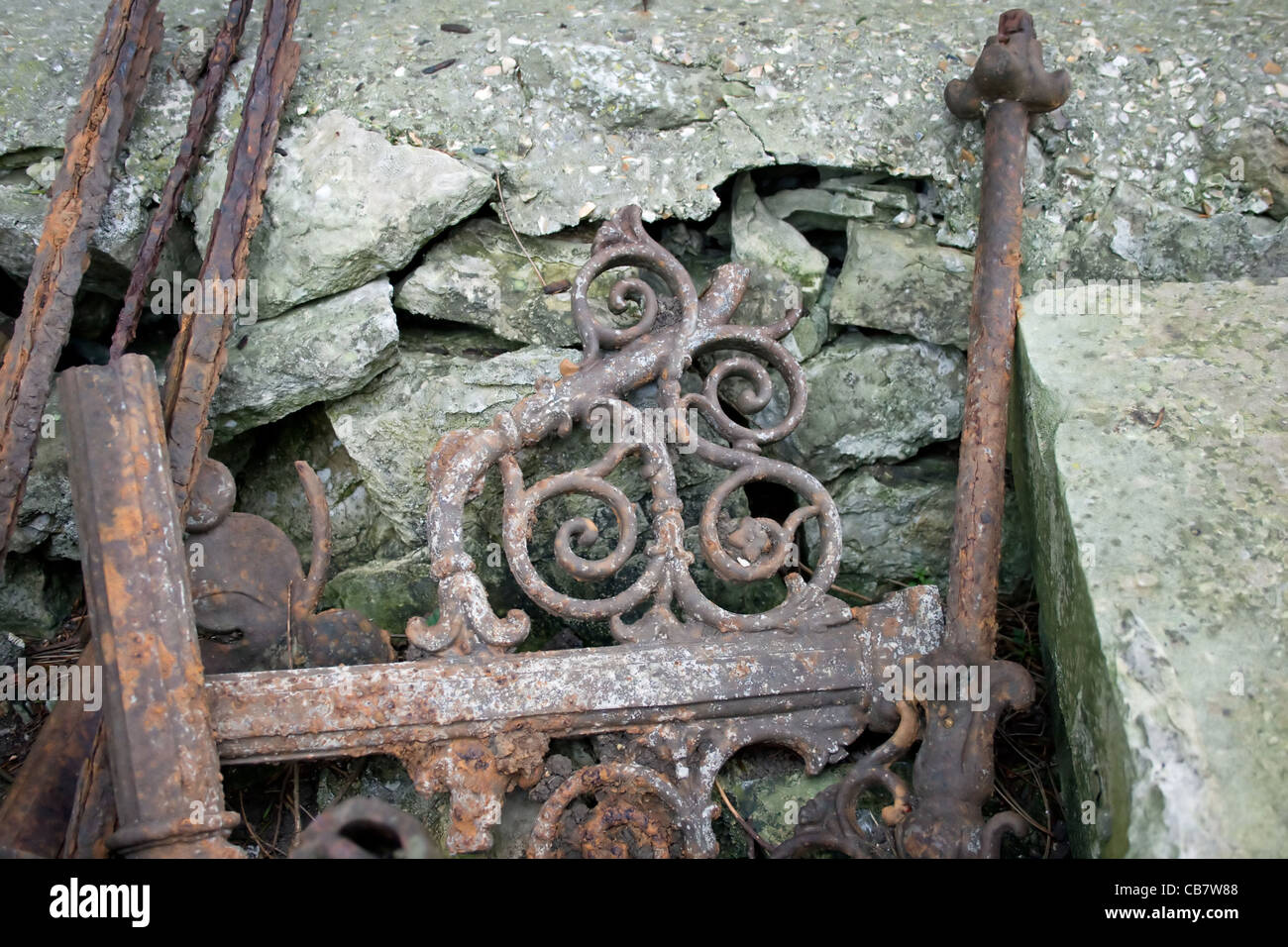 Broken metal railing hi-res stock photography and images - Alamy