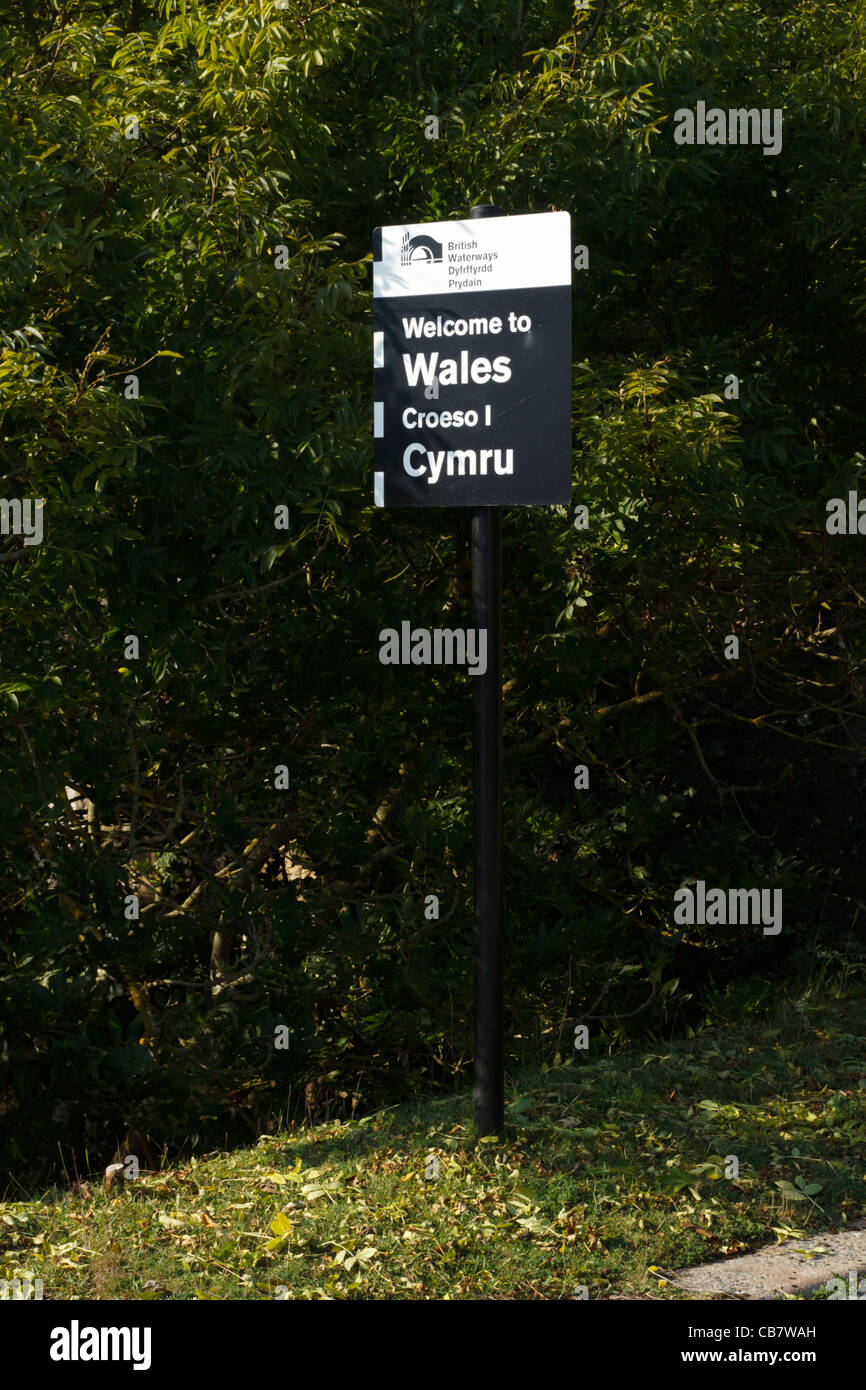 Welcome to wales hi-res stock photography and images - Alamy