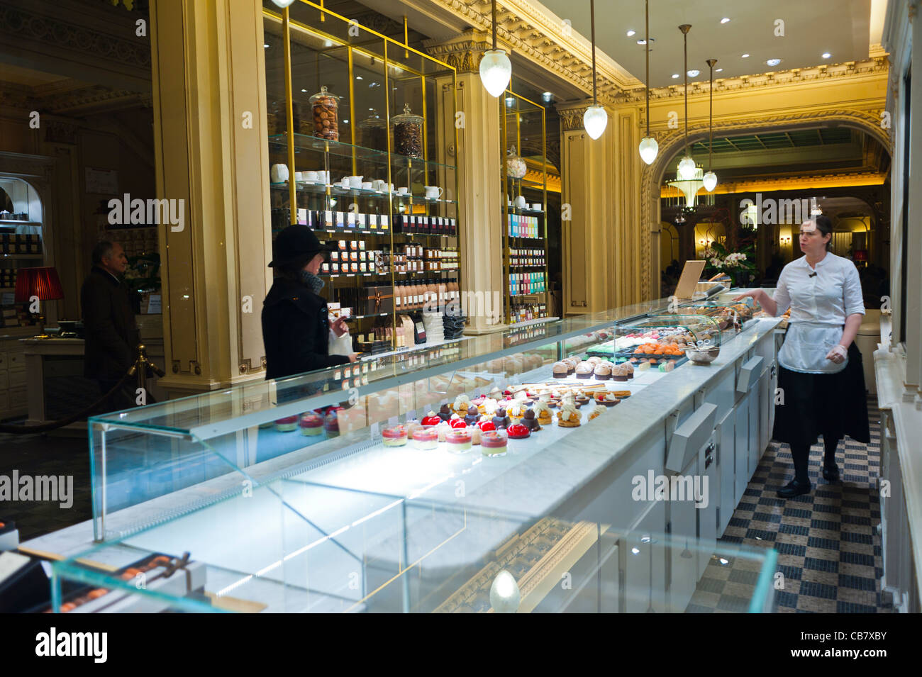 Tea shop room paris hi-res stock photography and images - Alamy