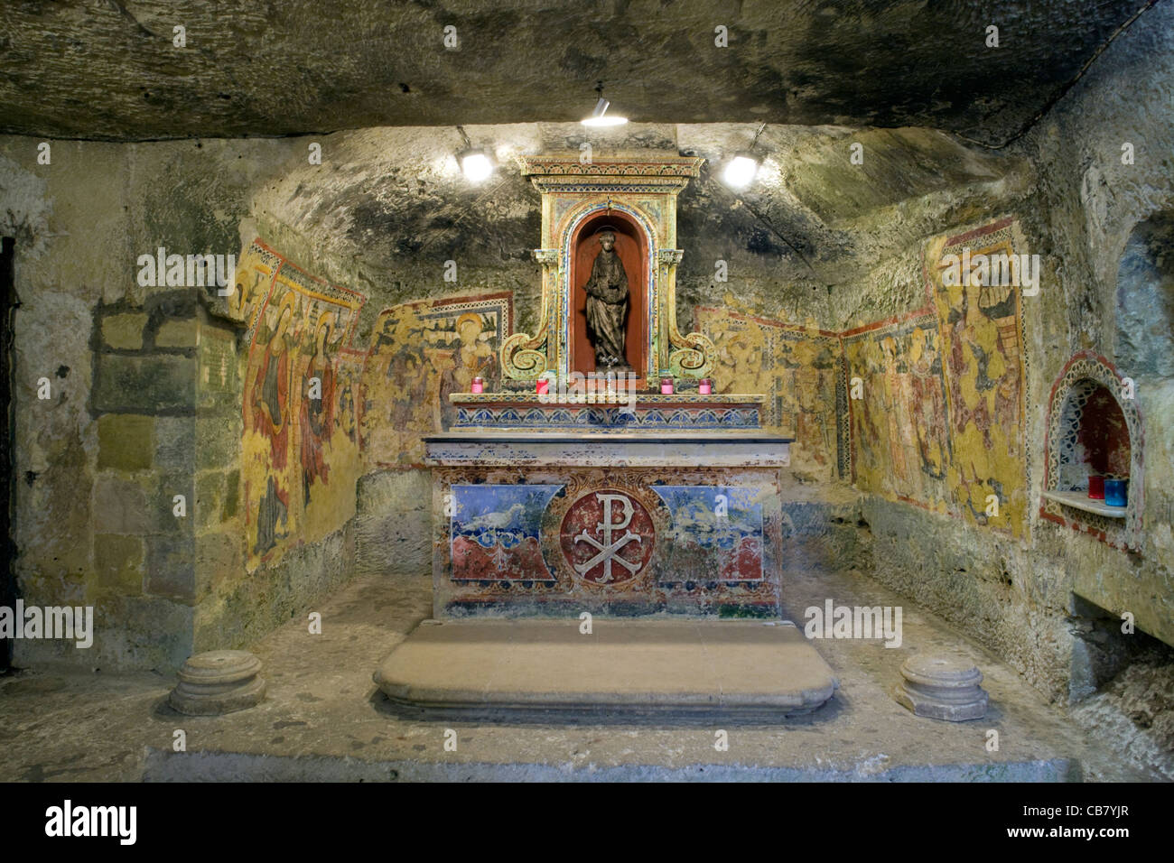 Rabat: St. Agatha's catacombs - main chapel & altar Stock Photo - Alamy