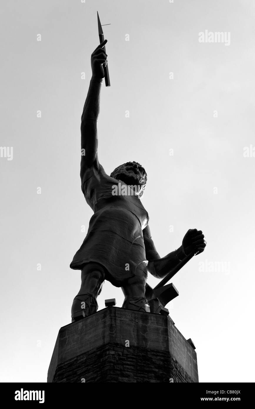 The vulcan statue Black and White Stock Photos & Images - Alamy