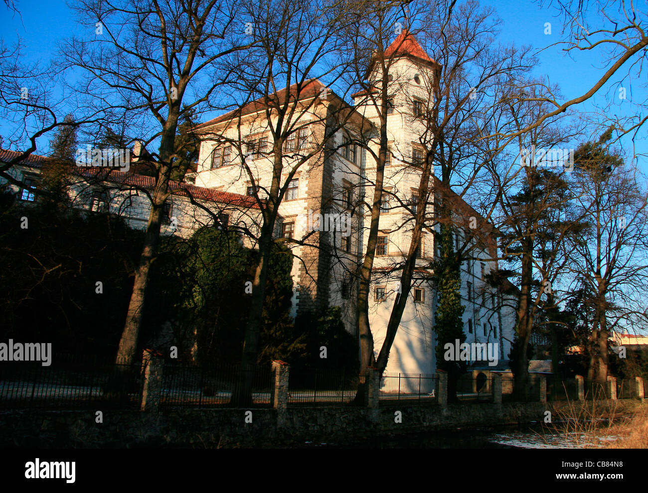 castle, river, Nezarka (CTK Photo/Marketa Hofmanova Stock Photo - Alamy