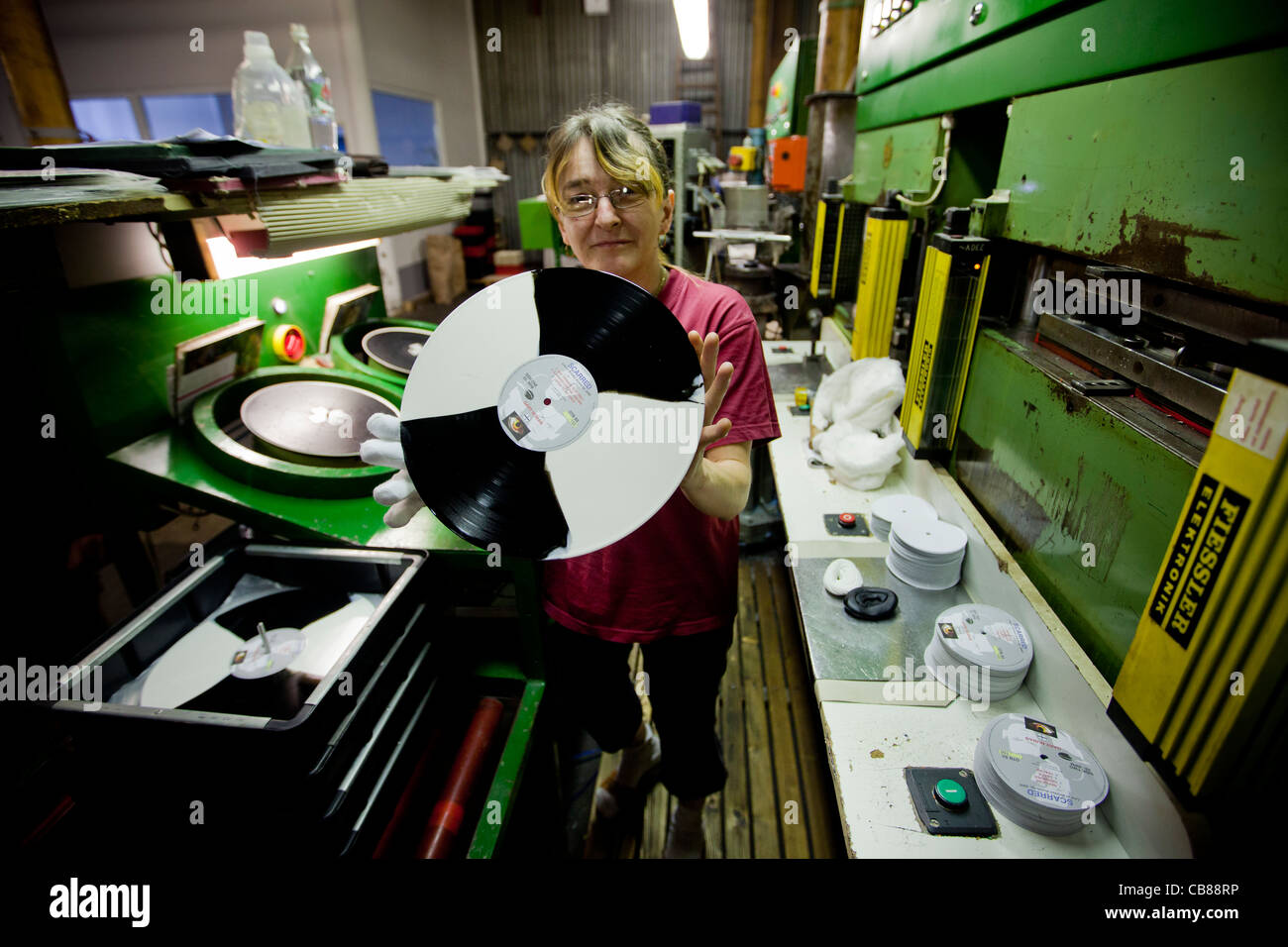 Production of vinyl records at GZ Digital Media a.s. production ...