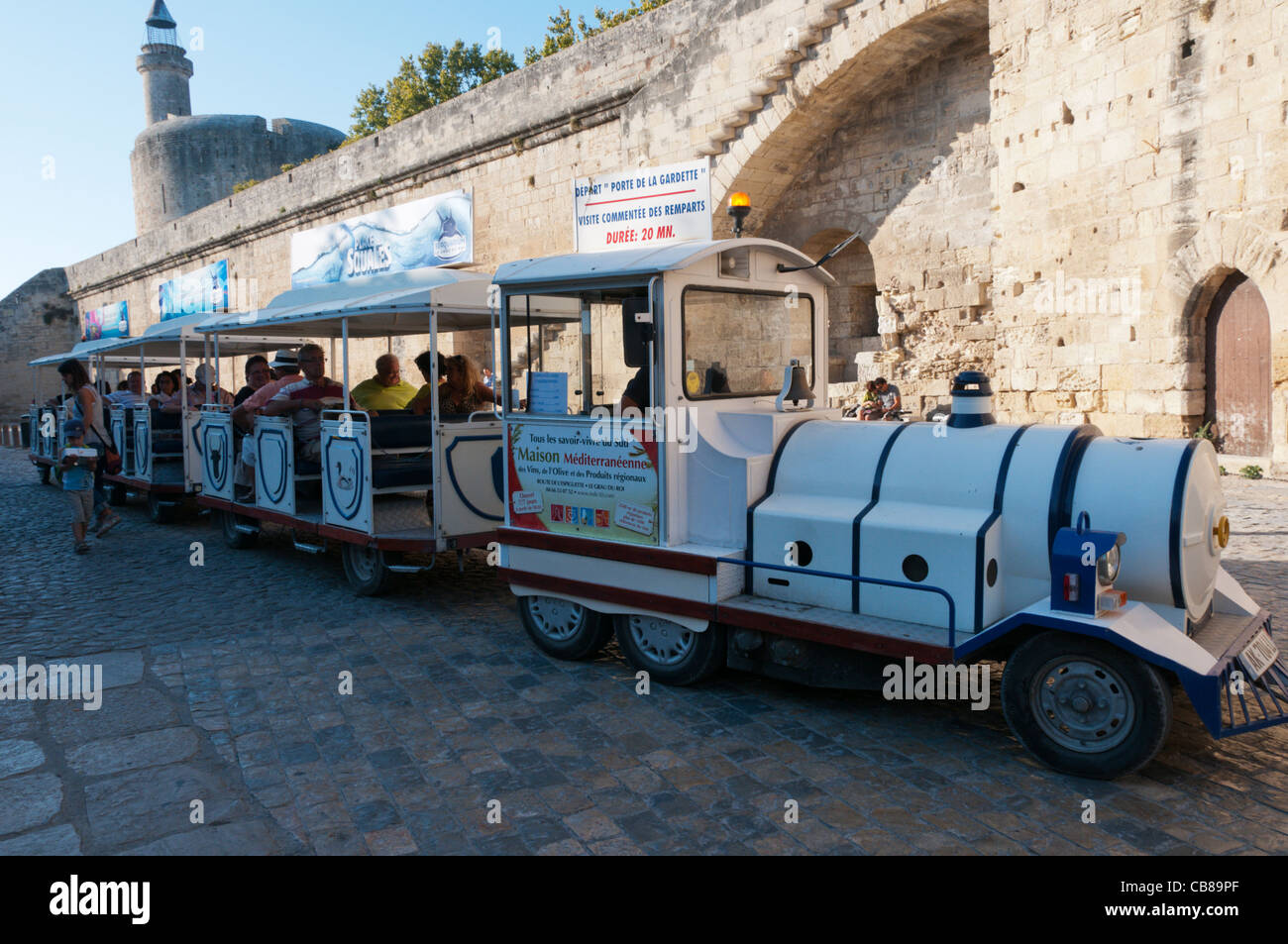 Small train carriages hi-res stock photography and images - Alamy