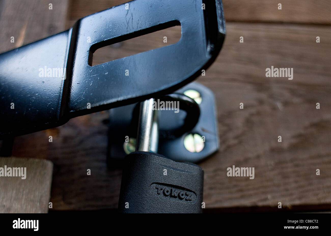 Binding keys hi-res stock photography and images - Alamy