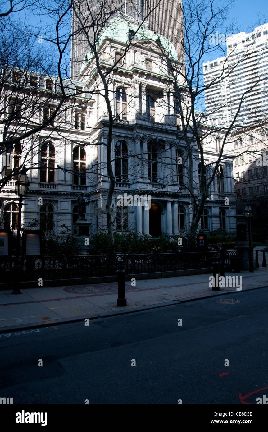 Old building photos hi-res stock photography and images - Alamy