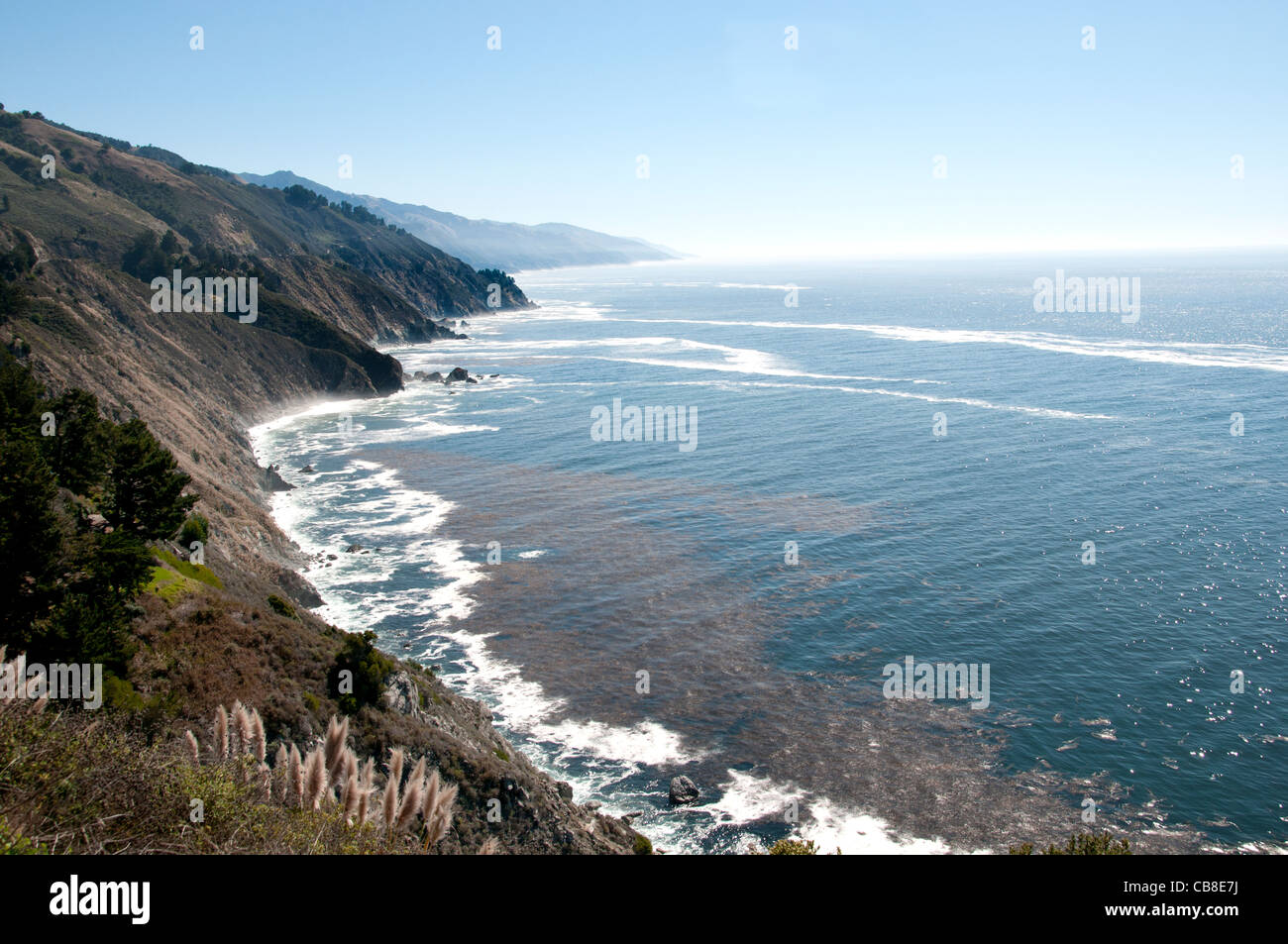 The rugged coastline of Big Sur California Pacific Ocean coast beach ...