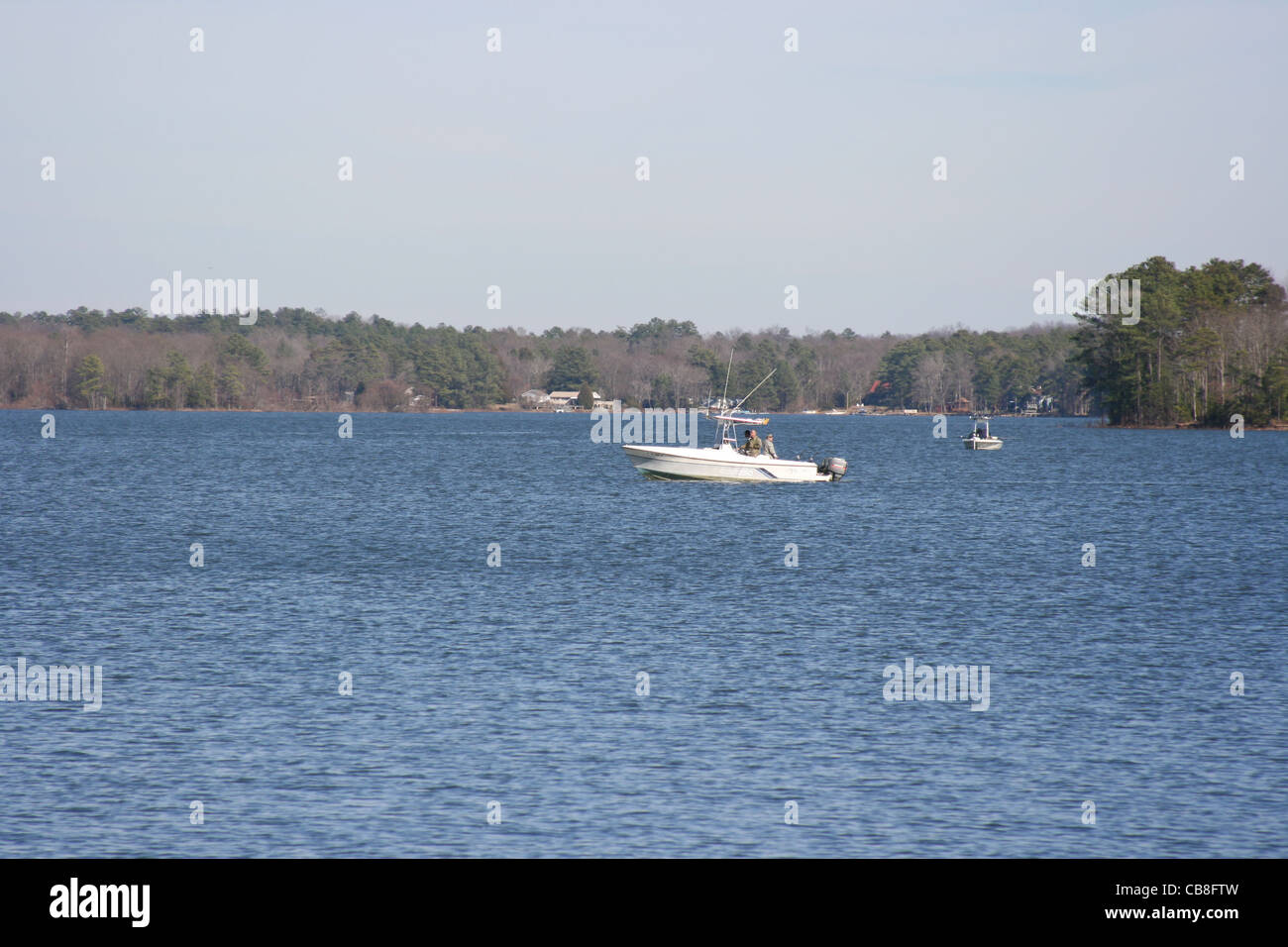 Summer lake fun hi-res stock photography and images - Alamy