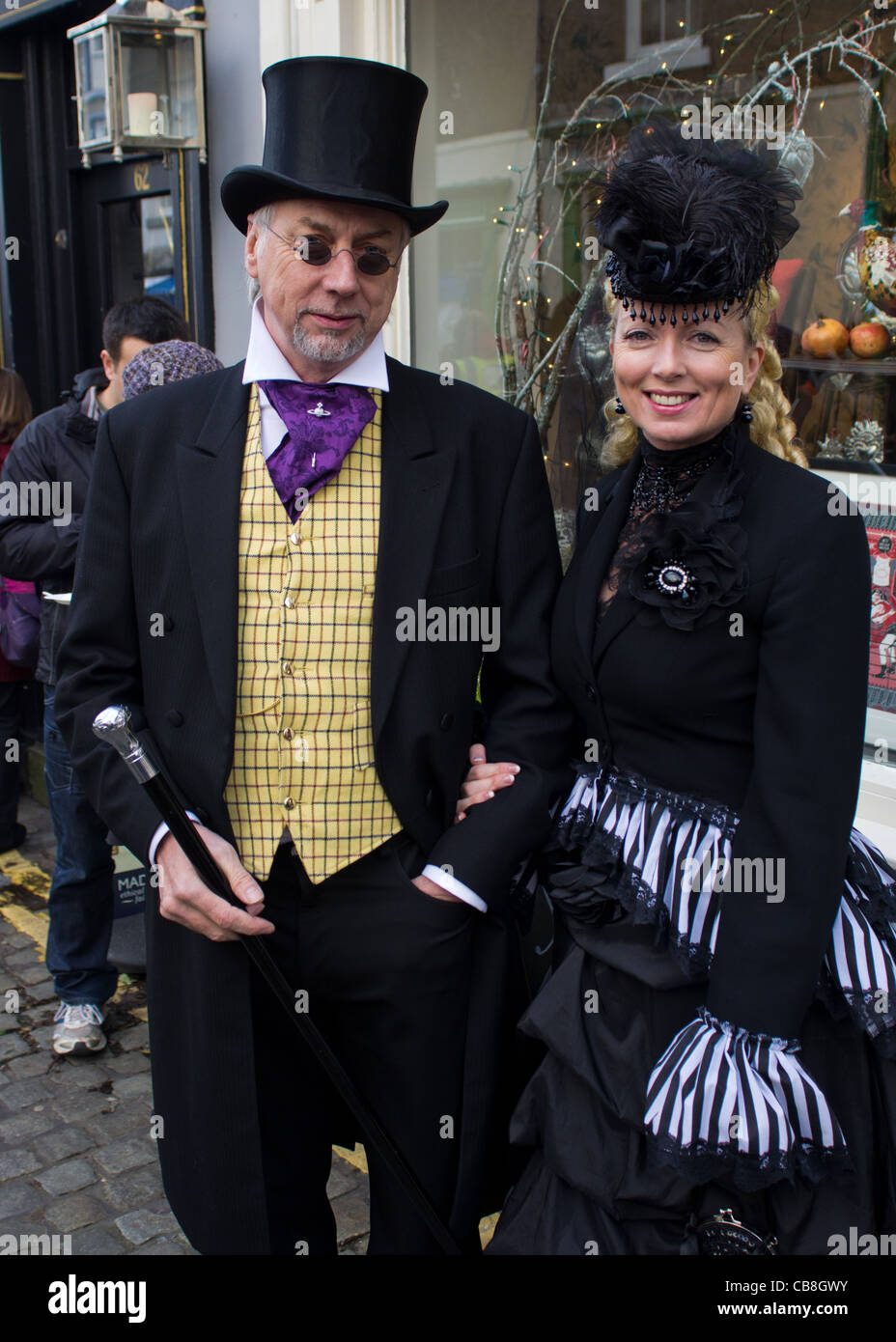 Dickensian dress hi-res stock photography and images - Alamy