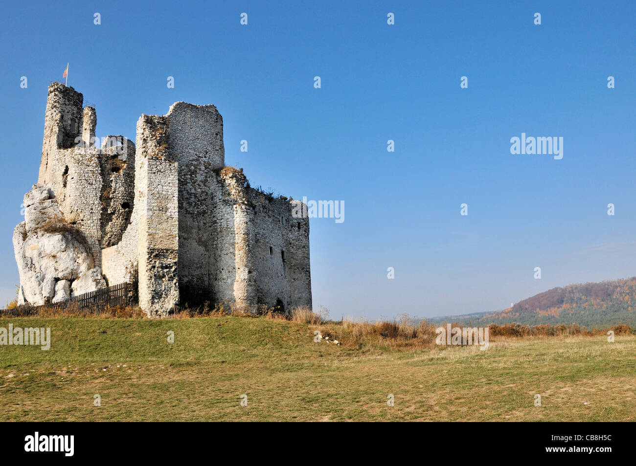 Medieval building on rock hi-res stock photography and images - Alamy