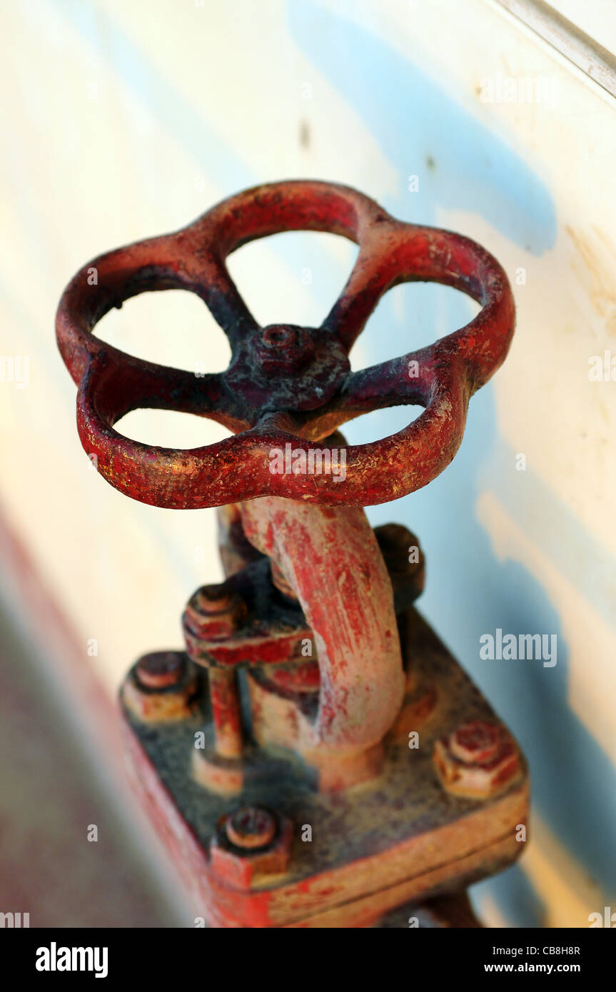 pipe gate faucet valve industry open metal water power pipeline control ...