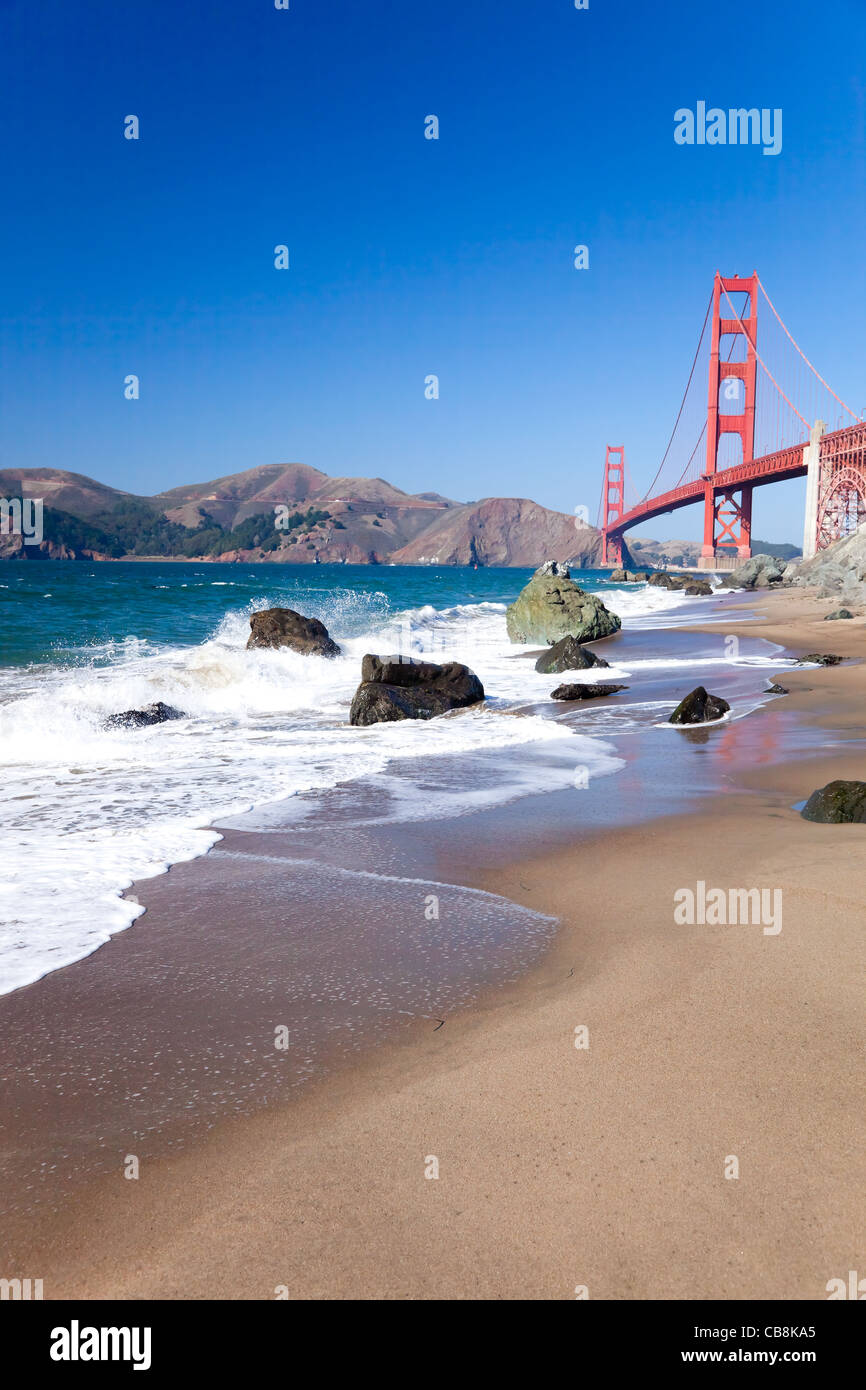 The Golden Gate Bridge in San Francisco bay Stock Photo - Alamy