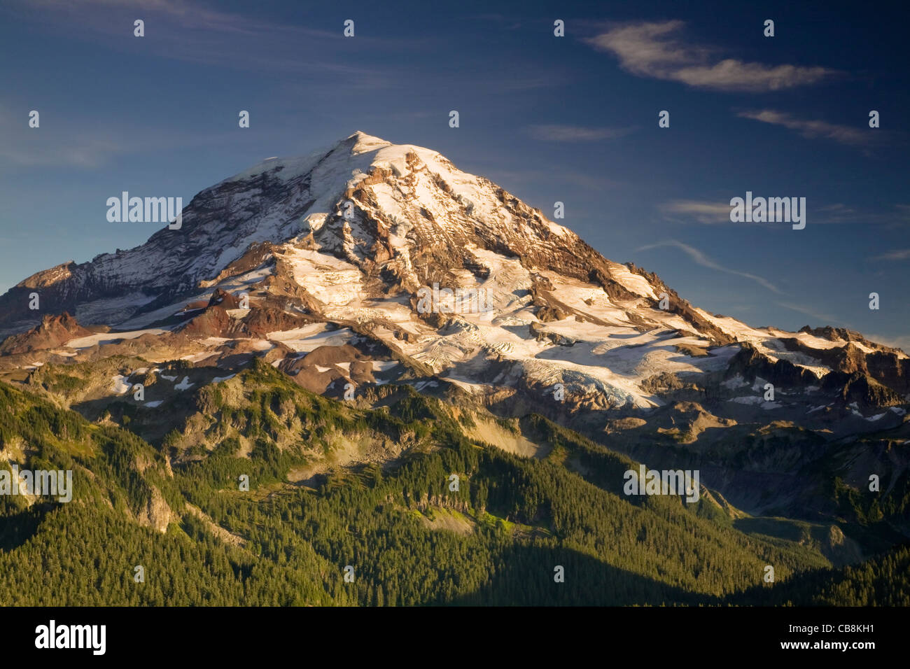 WASHINGTON - View of Mount Rainier at sunset from Tolmie Peak in Mount ...